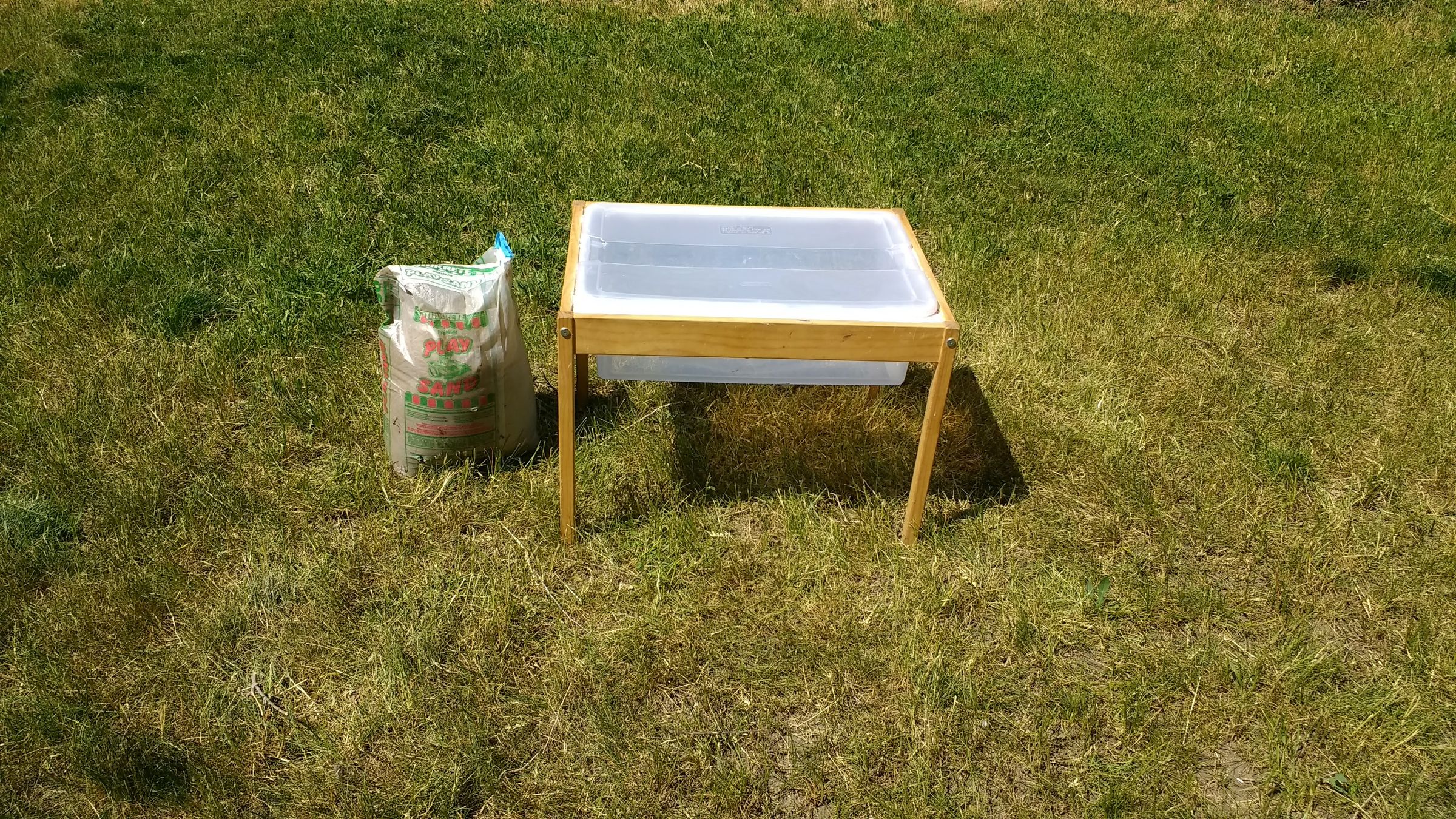 Easy Portable Sandbox and Water Table : 4 Steps (with Pictures ...