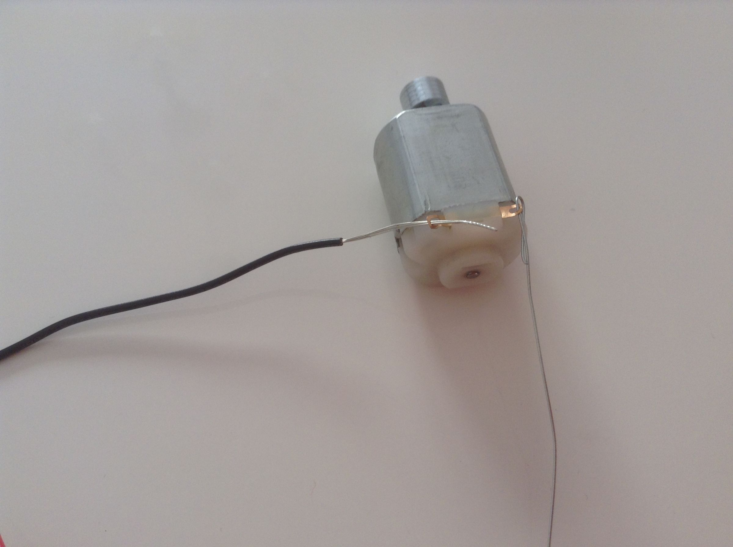 Cheap Artbots for Workshops : 11 Steps (with Pictures) - Instructables
