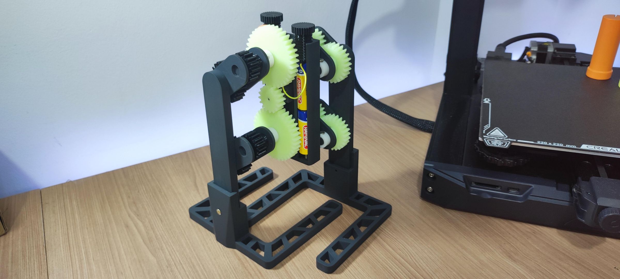 Bipedal Robot With Gear Mechanisms: Industrial 3D Printing : 14 Steps ...