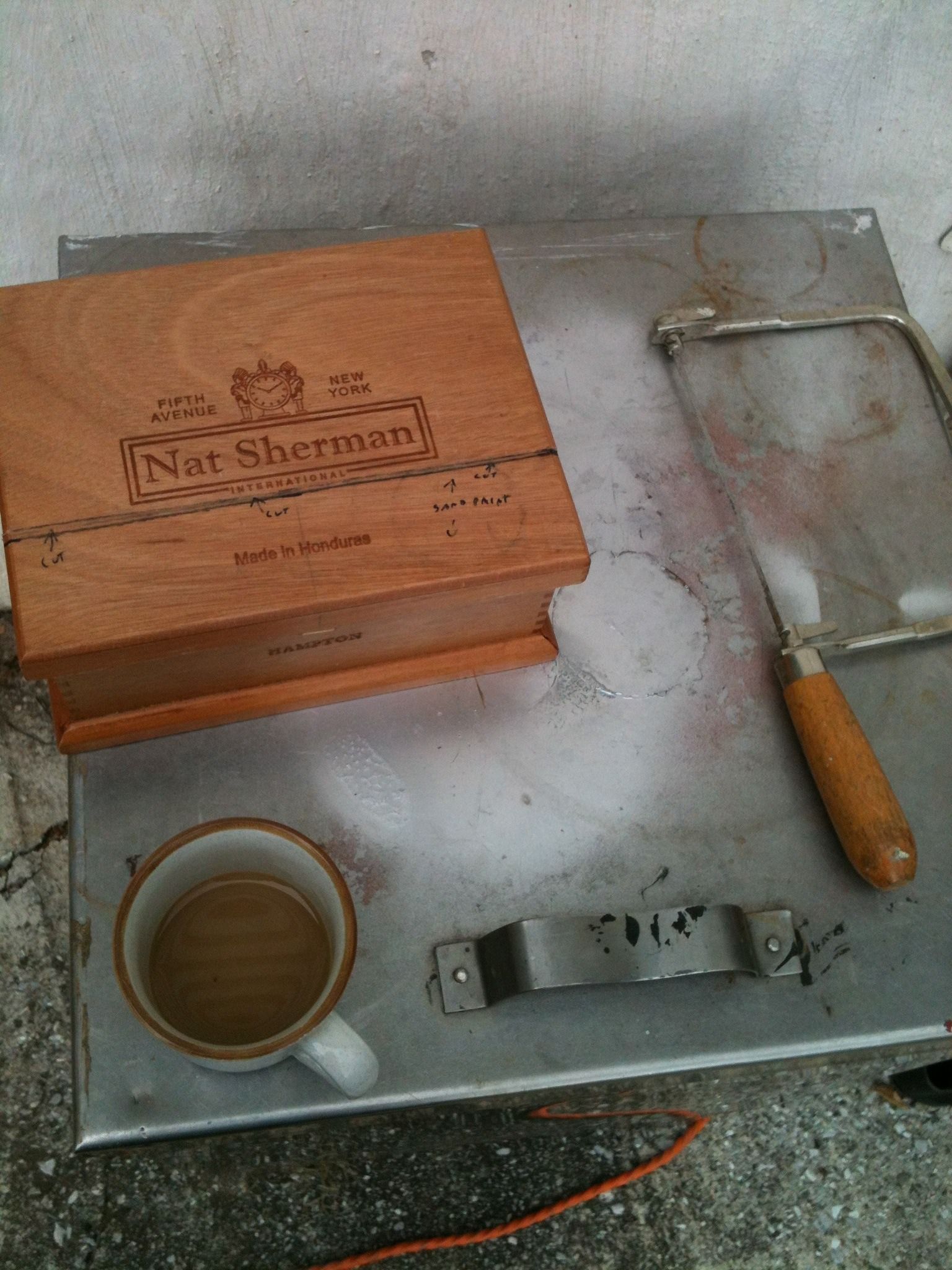 Cigar Box Mandolin Stand : 13 Steps - Instructables