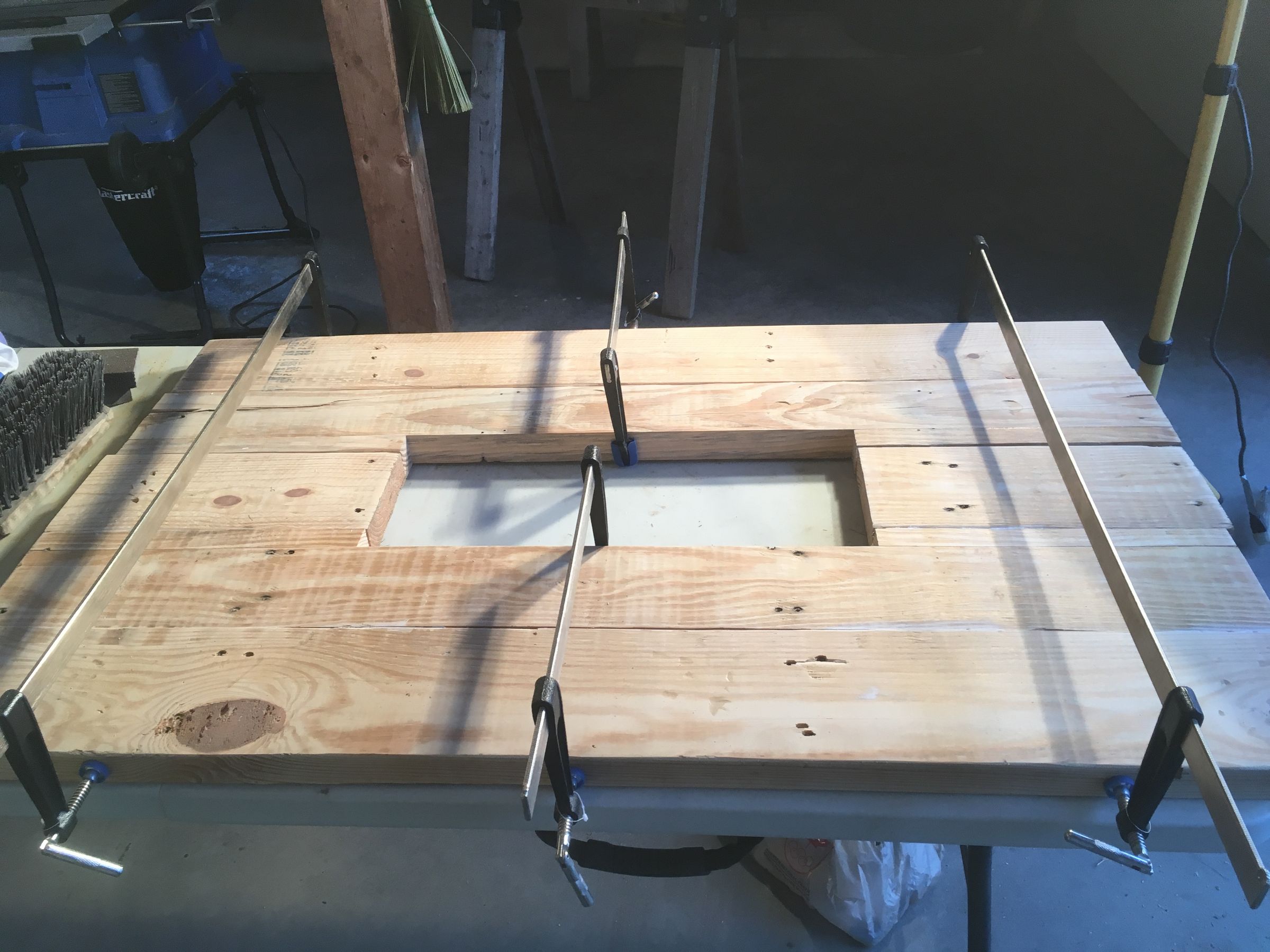 (Almost) Free Coffee Table With Planter : 7 Steps (with Pictures ...