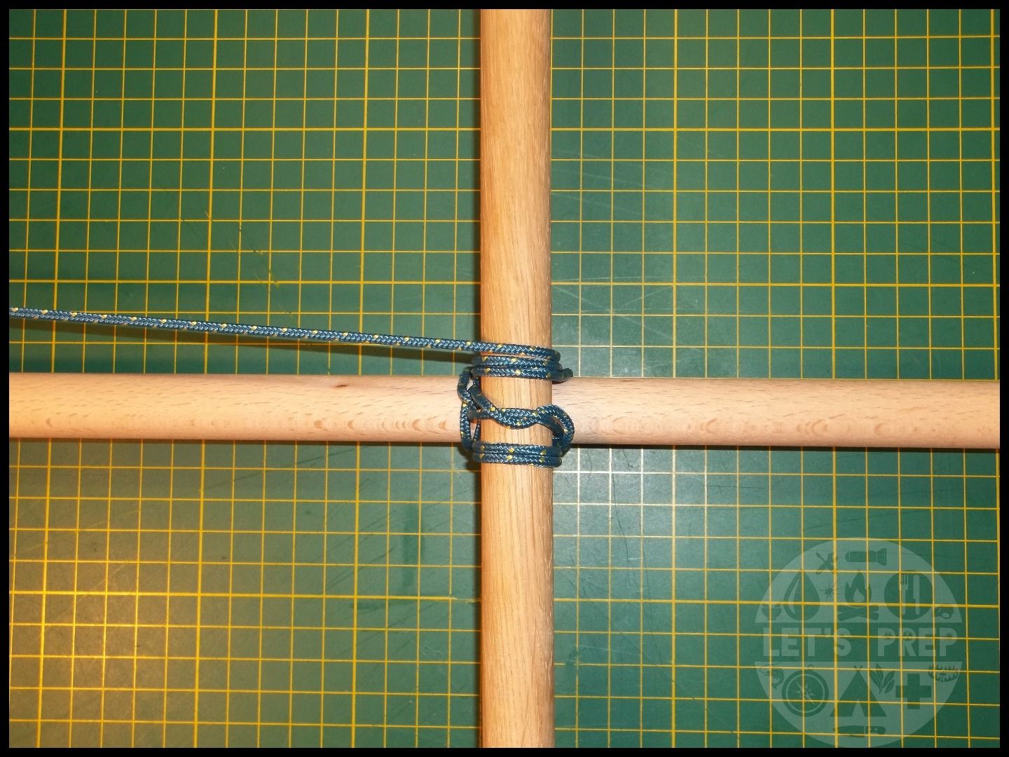 Quick Skills #4: How to Tie Lashings - Pt.1 Square Lashing : 7 Steps ...