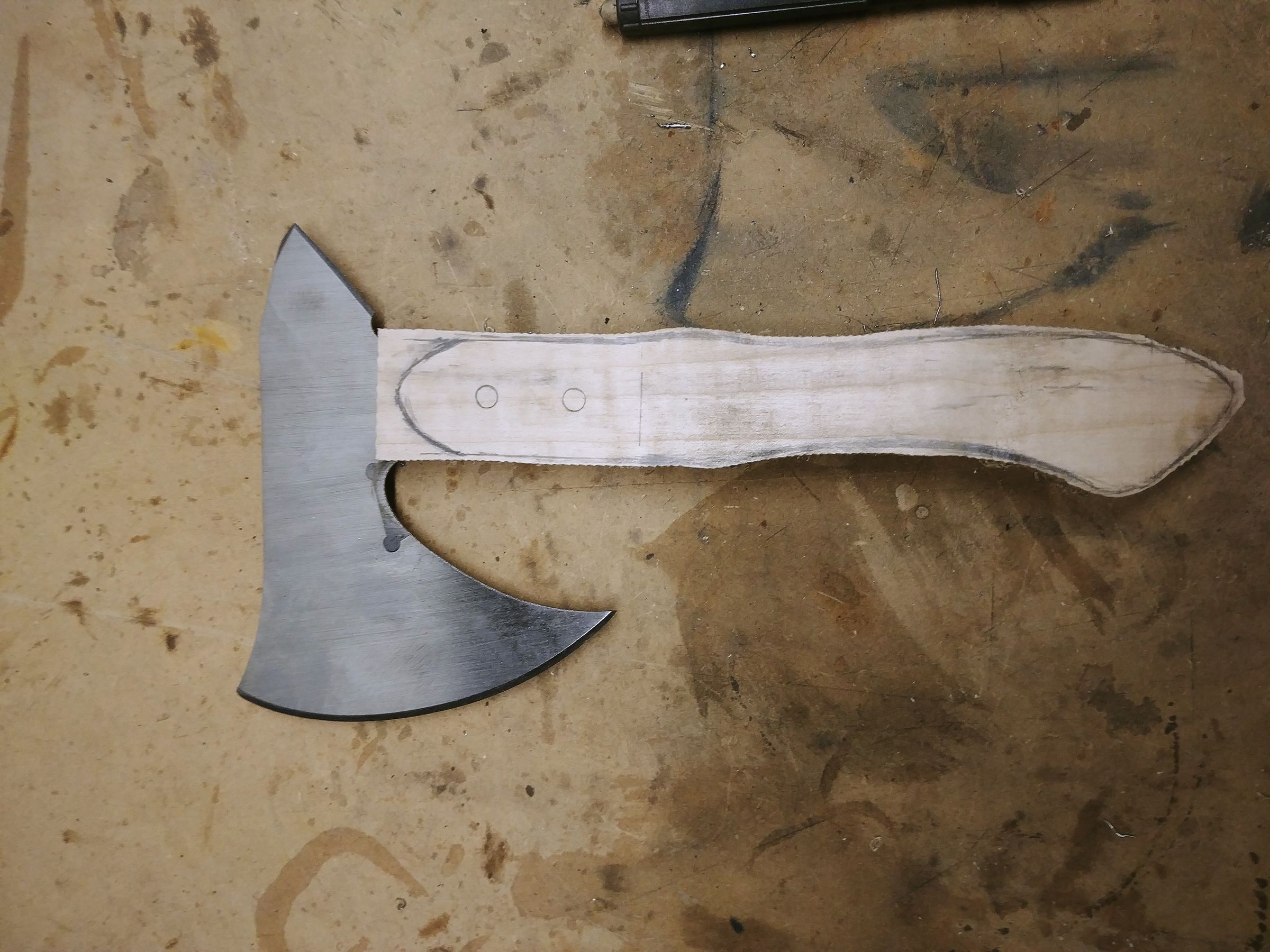 Saw Blade Throwing Hatchet : 17 Steps (with Pictures) - Instructables