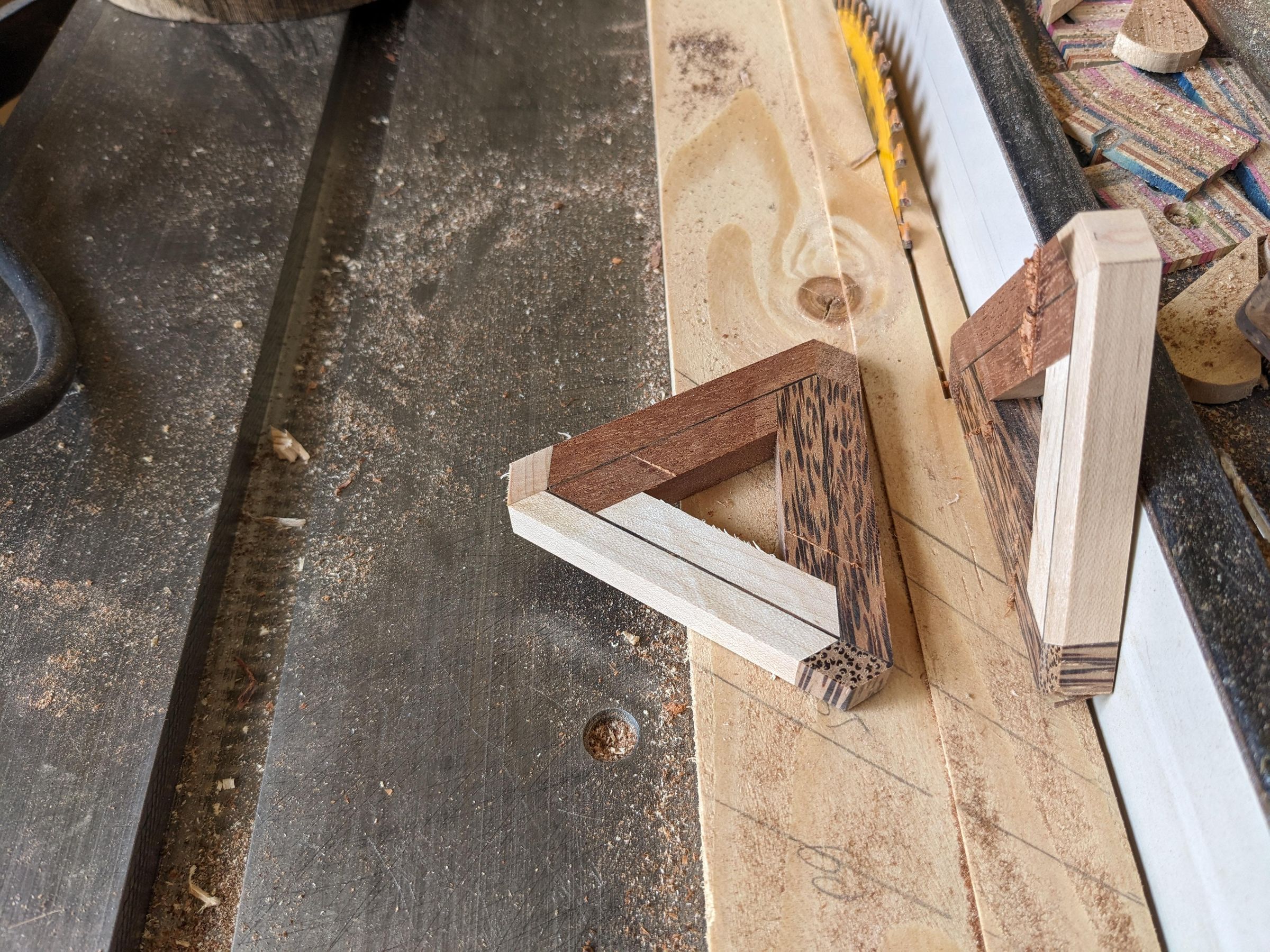 AirVase II - Floating Impossible Triangle Vase : 6 Steps (with Pictures ...