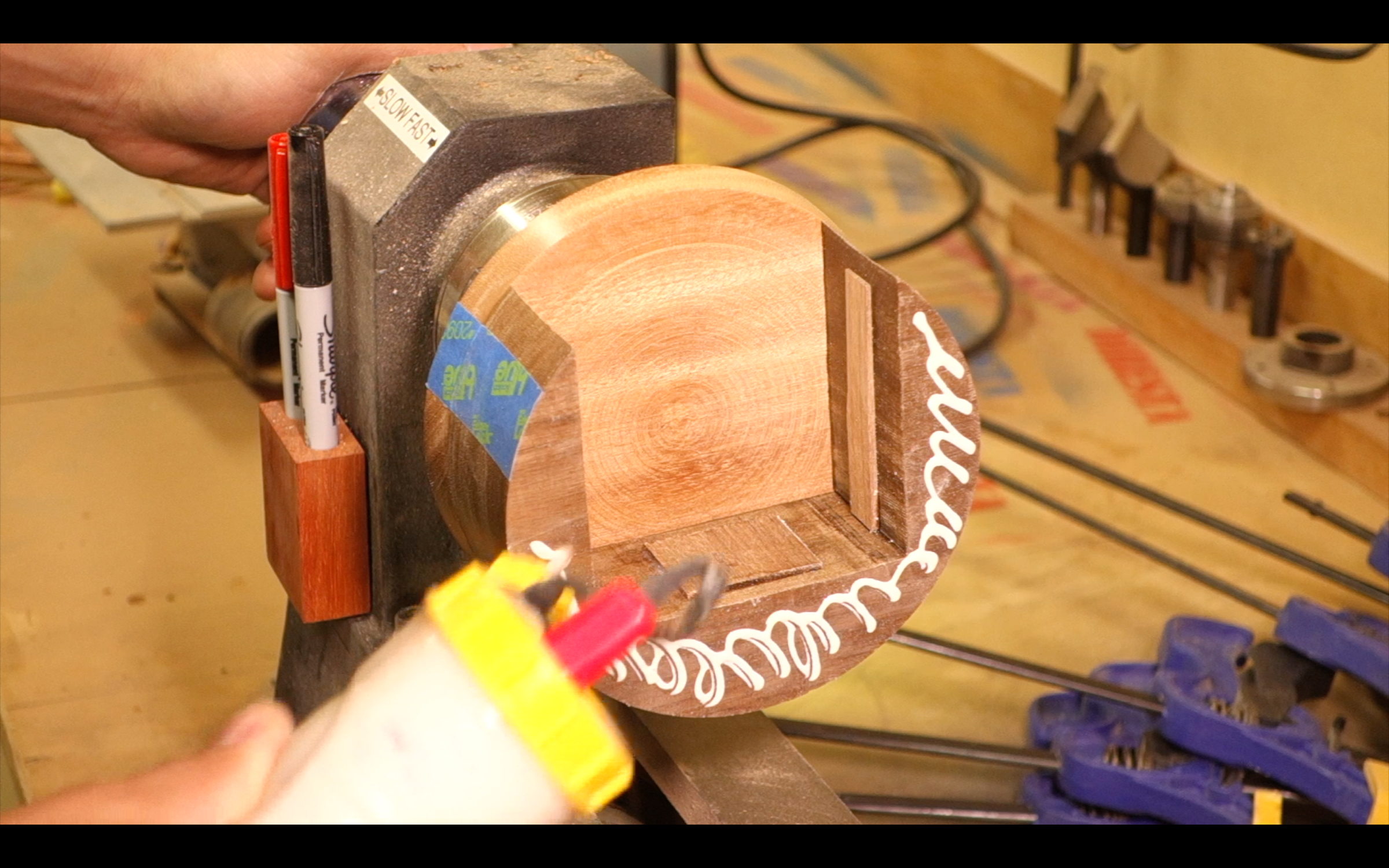 Make It - Headphone Stand : 5 Steps (with Pictures) - Instructables