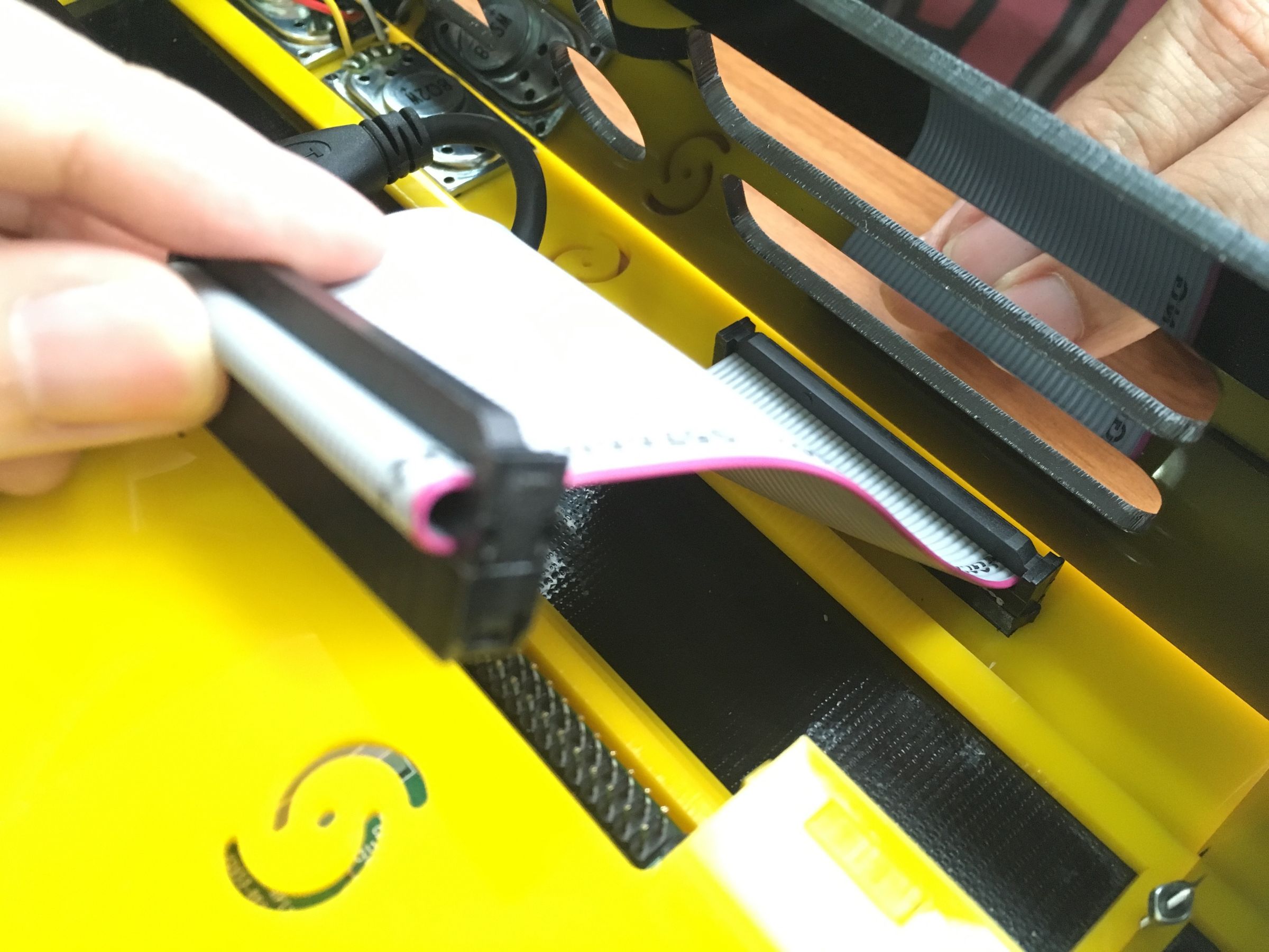 Samytronix Pi: DIY Raspberry Pi Desktop Computer (with Accessible GPIO ...