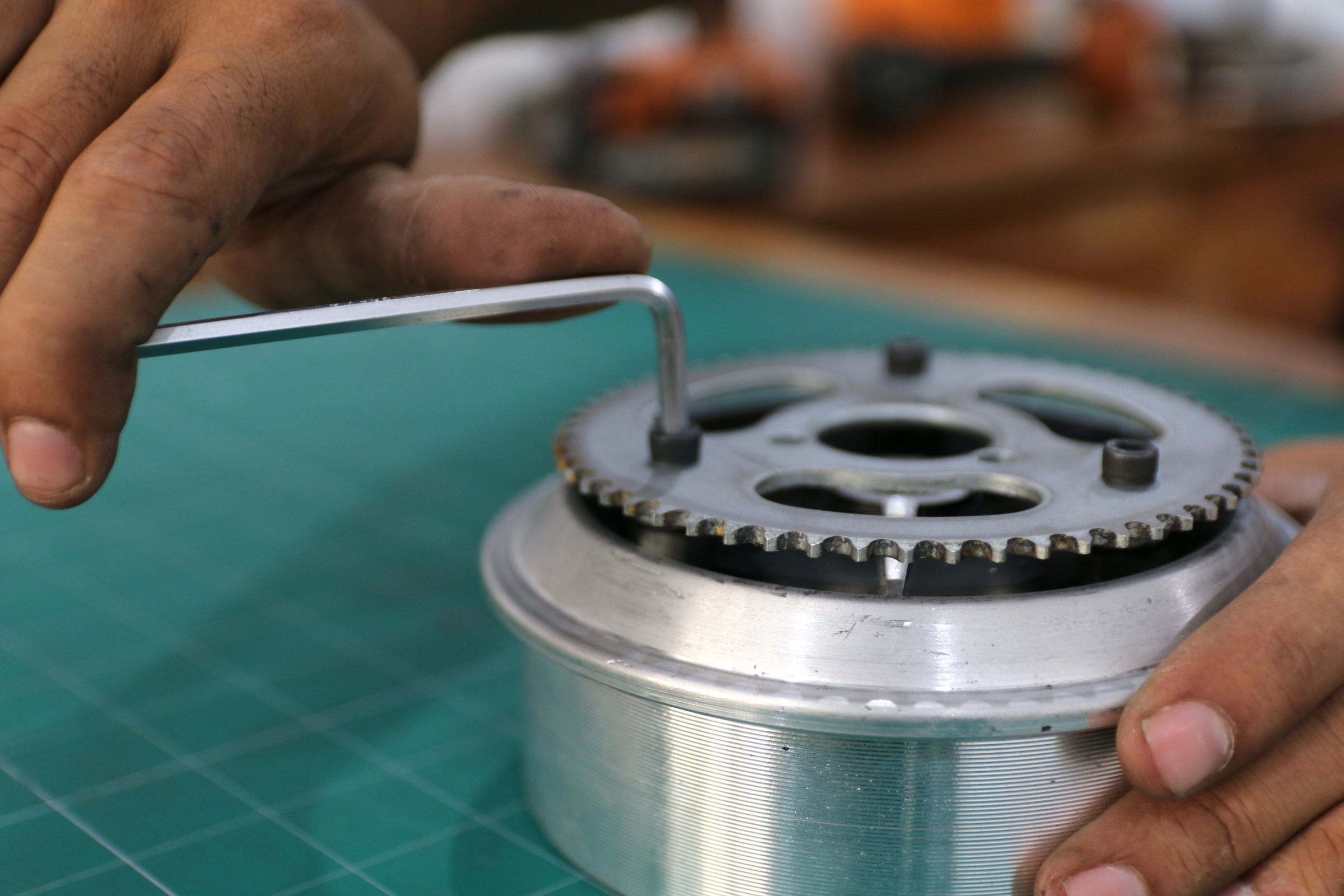 DIY Miniature Gasoline Generator : 10 Steps (with Pictures) - Instructables