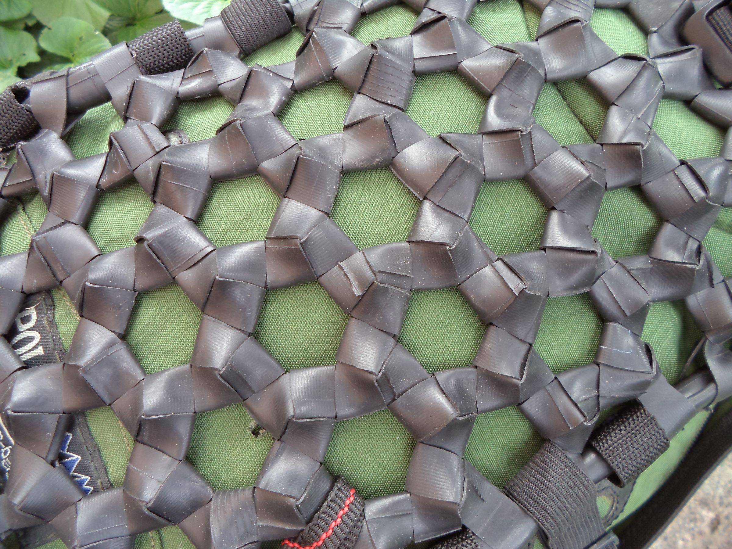 Backpack Cargo Net From Inner Tubes : 26 Steps (with Pictures ...