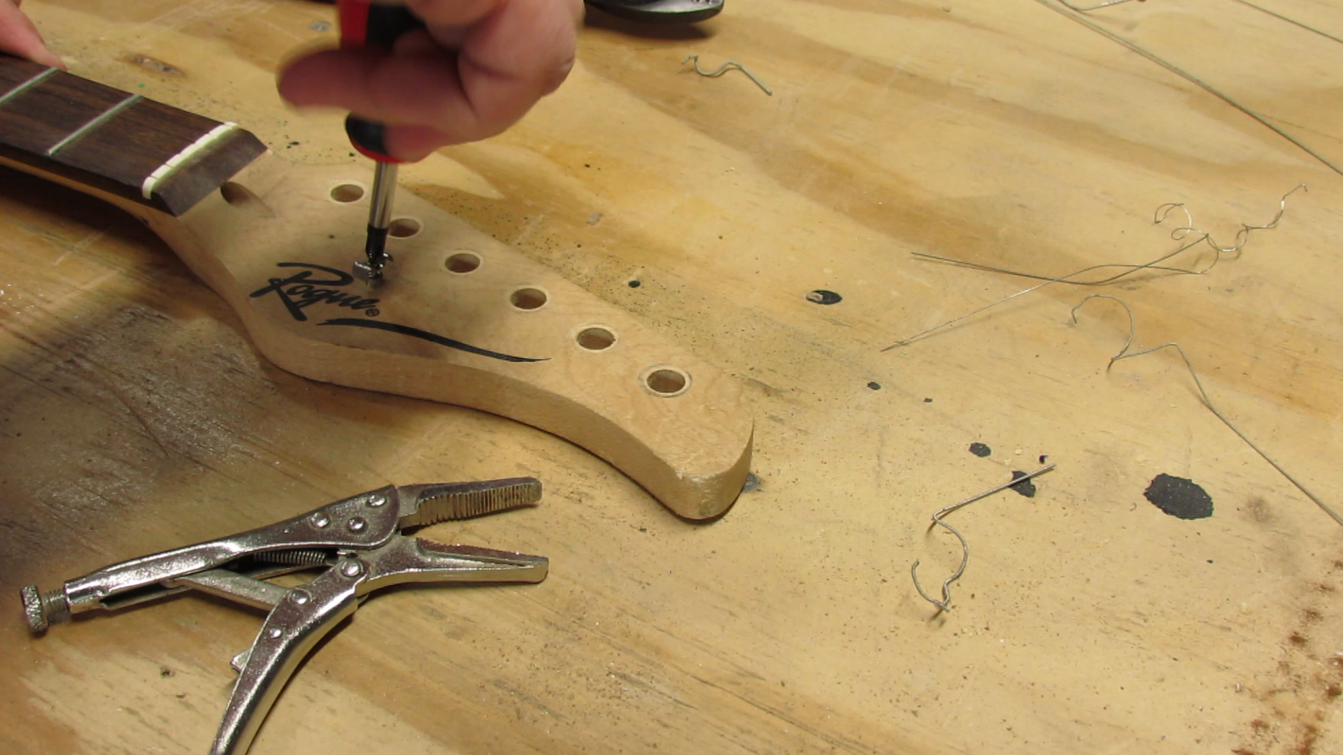 Guitar Fix and Restore : 10 Steps (with Pictures) - Instructables