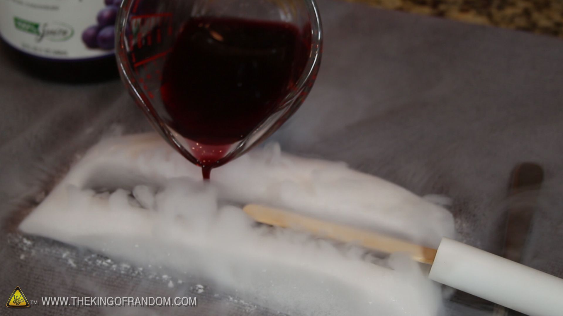 5 Phenomenal Science Stunts, Done With Dry Ice : 8 Steps (with Pictures ...