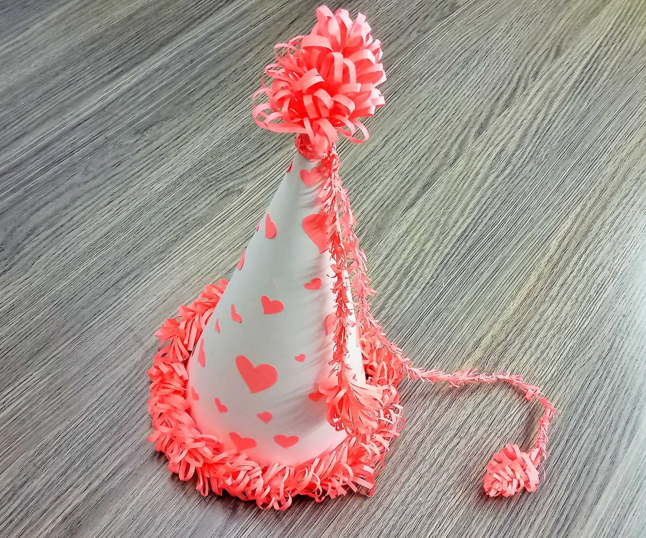 How to Make Birthday Cap : 3 Steps - Instructables