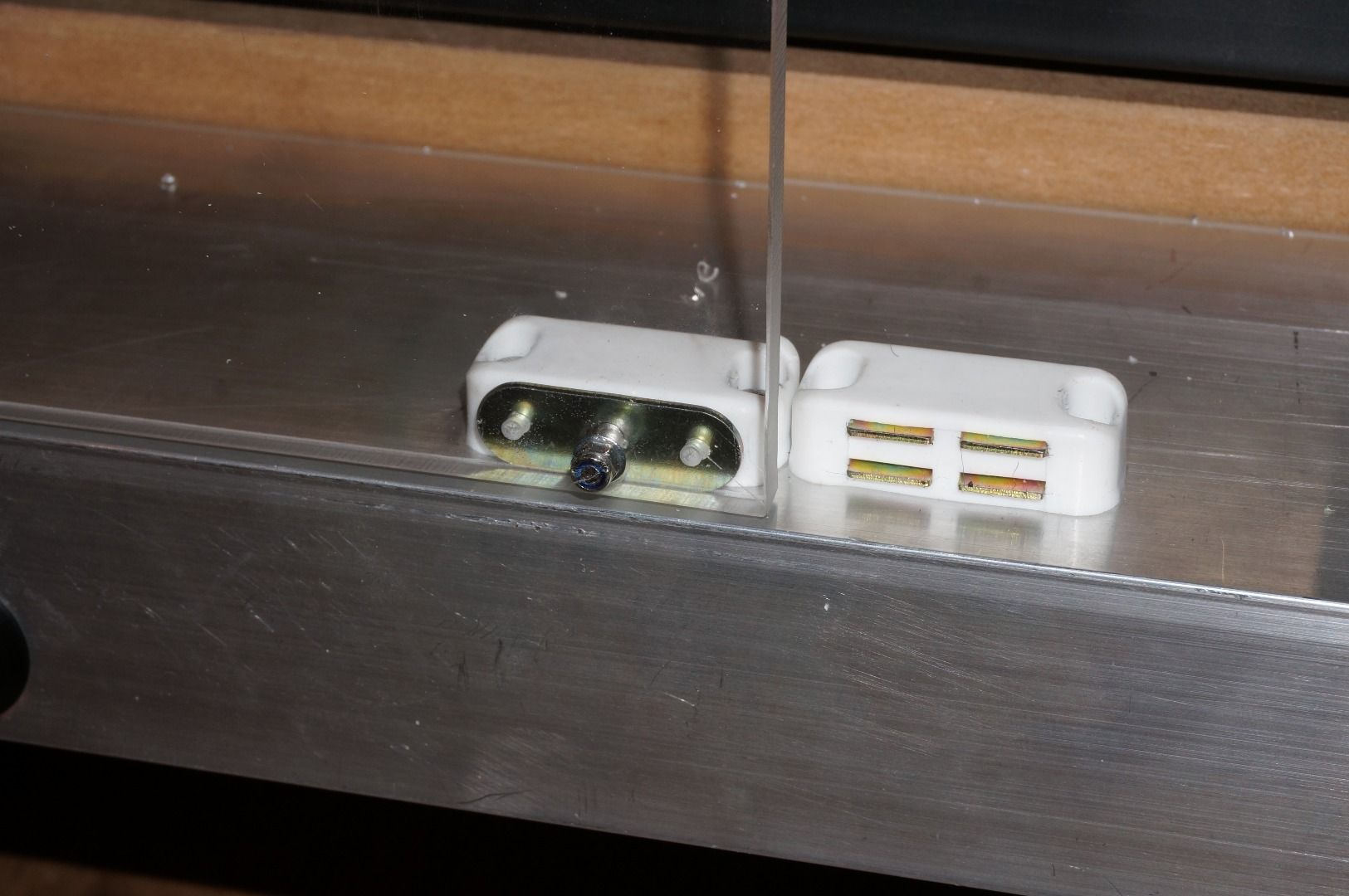 CNC Router Enclosure : 7 Steps (with Pictures) - Instructables