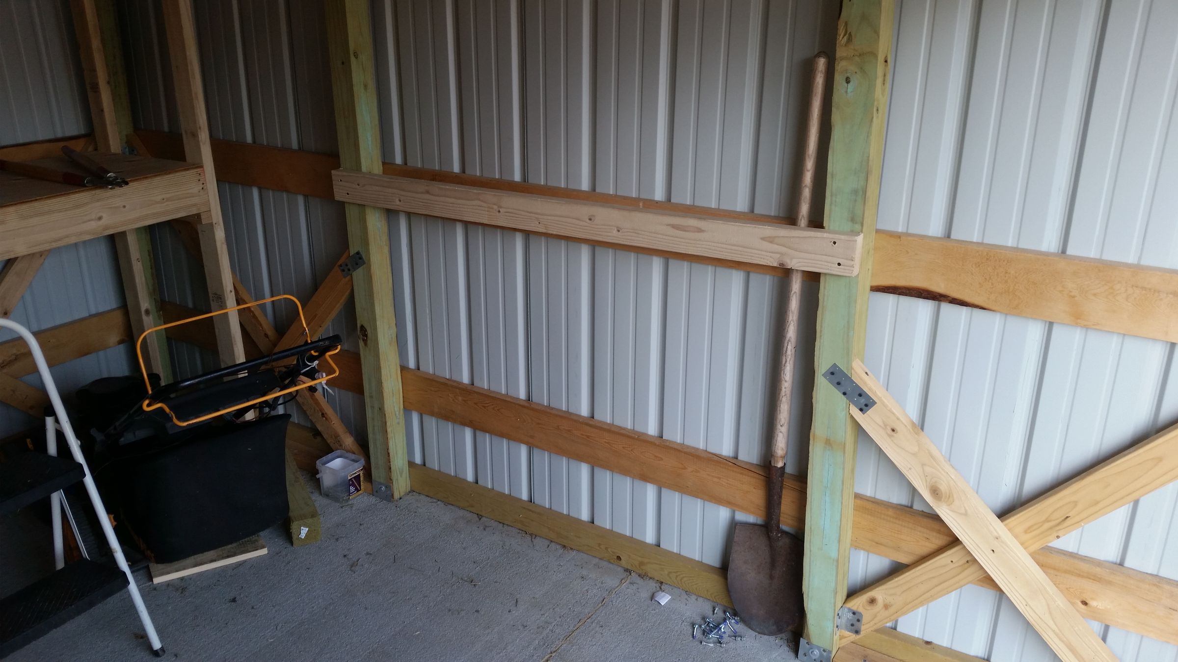 Long Handled Swinging Tool Rack : 7 Steps (with Pictures) - Instructables