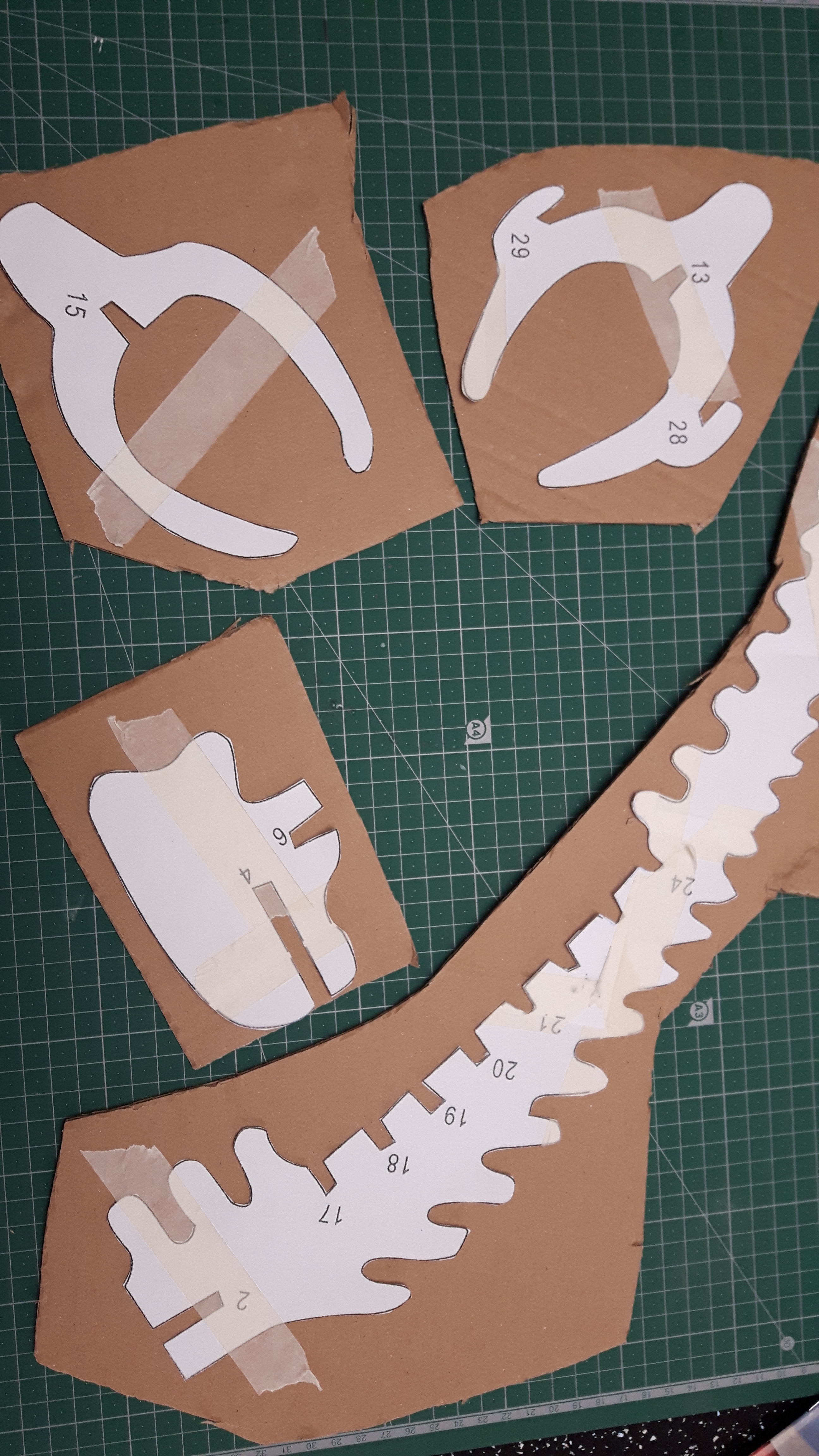 Large Cardboard Dinosaur Skeleton : 5 Steps - Instructables