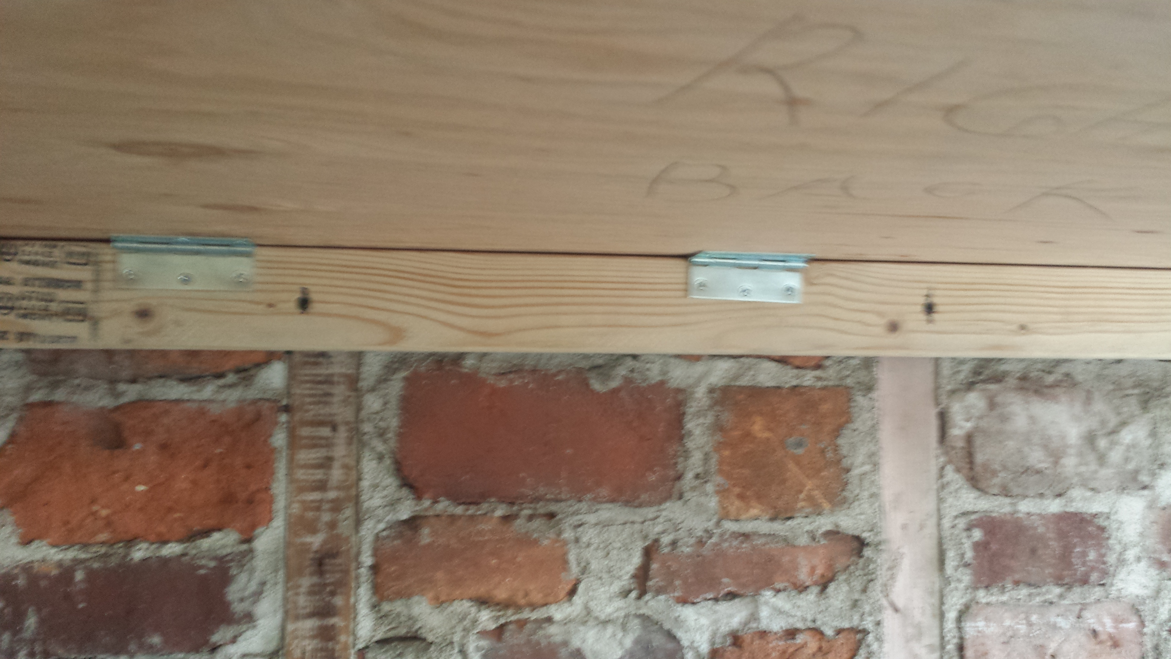 Cheap Wall-Mounted Folding Work Table : 9 Steps - Instructables