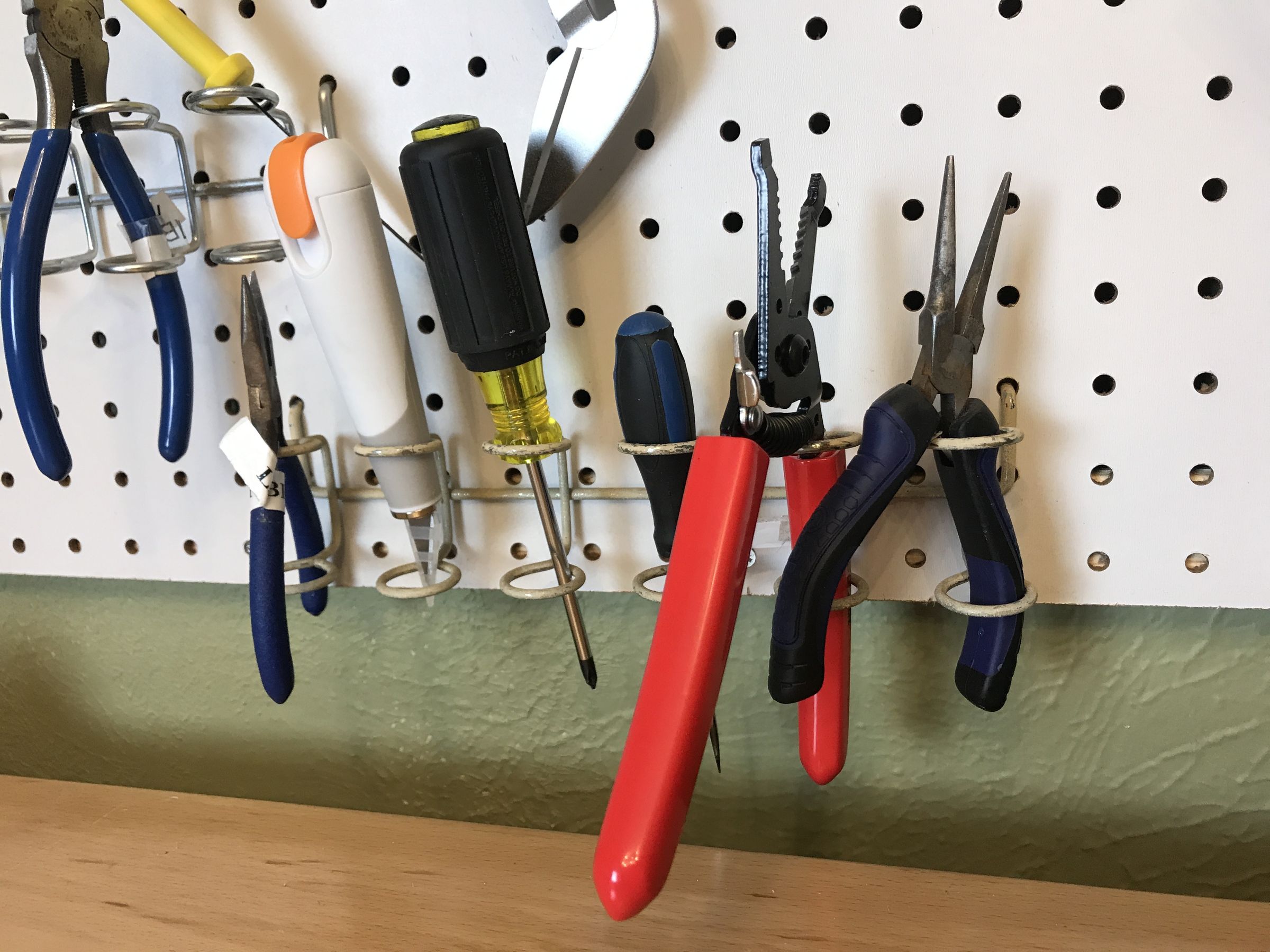 Makerspace Pegboard Organization : 6 Steps - Instructables