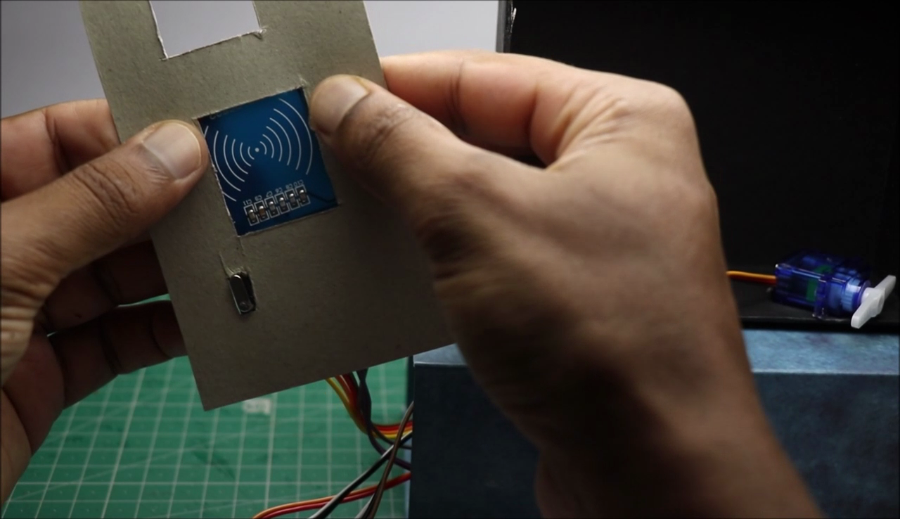 DIY RFID Based Book Locker System : 5 Steps (with Pictures) - Instructables