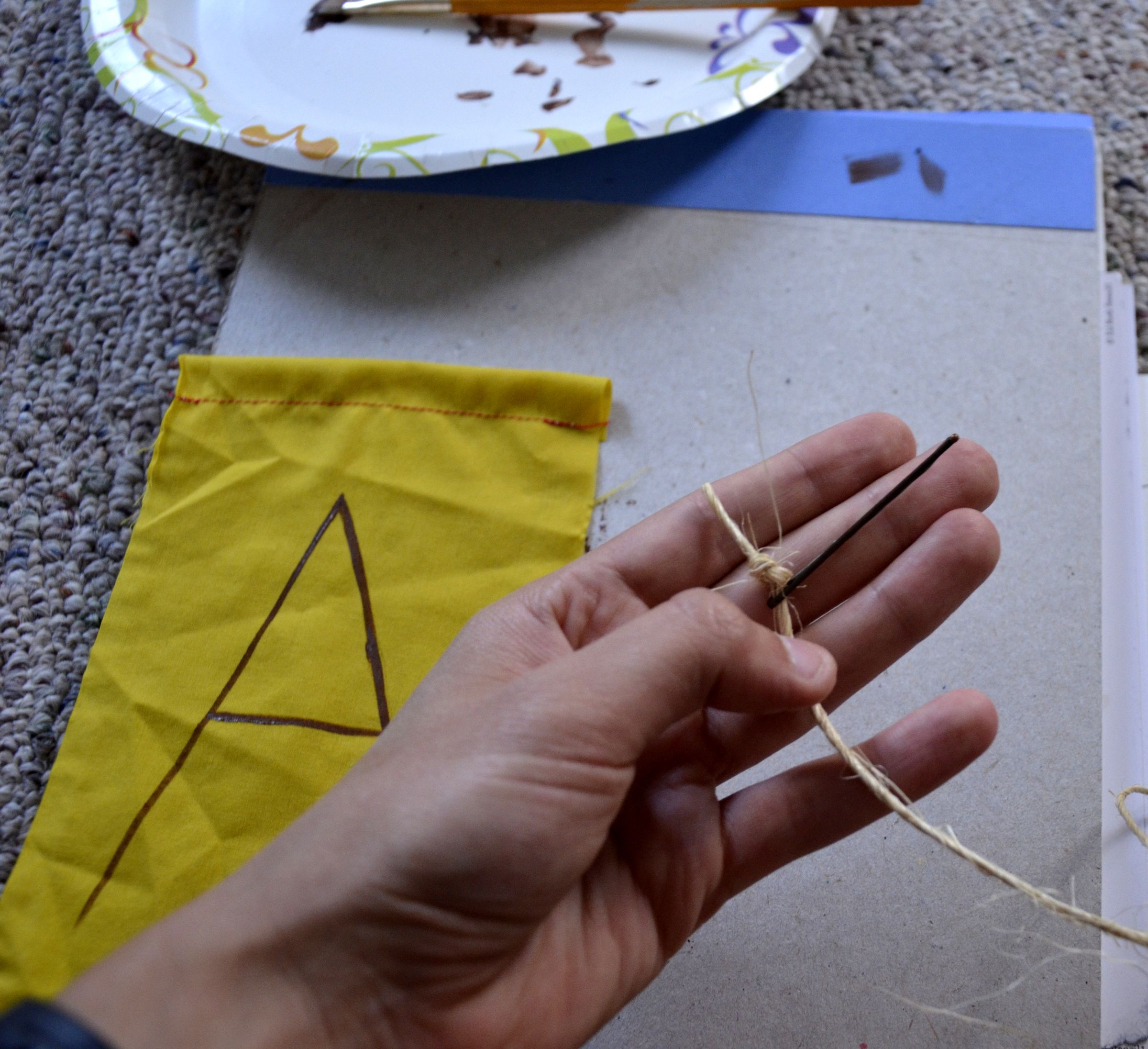 Make Your Own Hanging Flag Banner From Scrap Fabric : 6 Steps (with ...