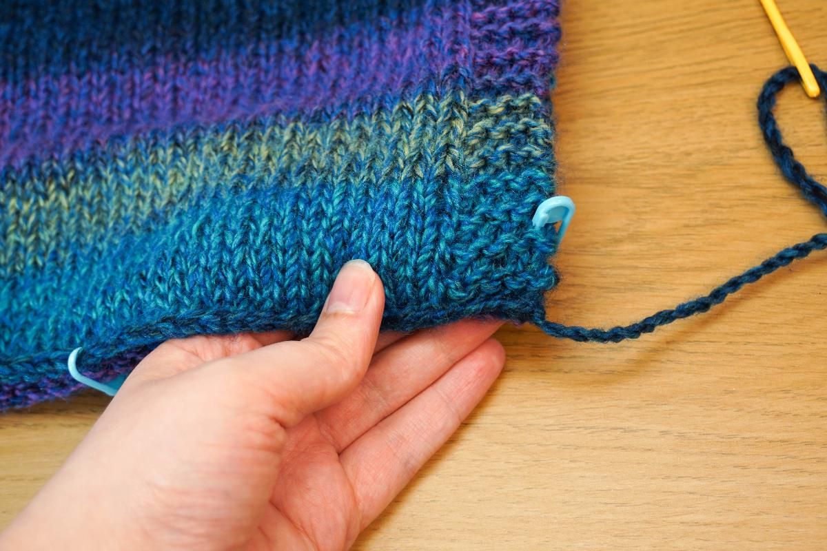 How to Knit a Hooded Scarf | Easy Balaclava Knitting Pattern : 10 Steps ...