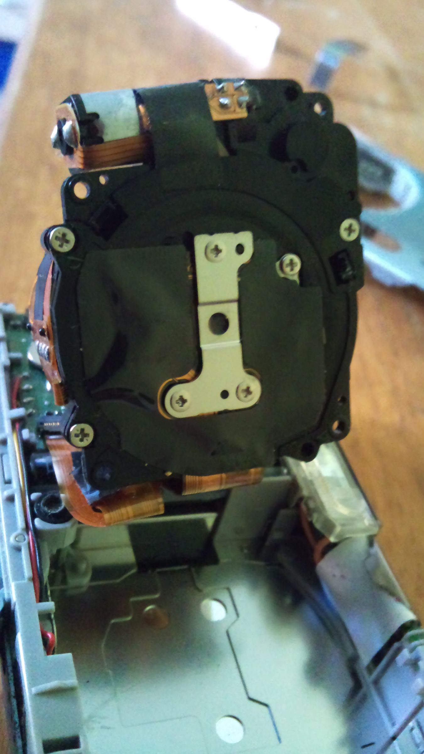 Fixing Dropped Compact Cameras : 8 Steps - Instructables