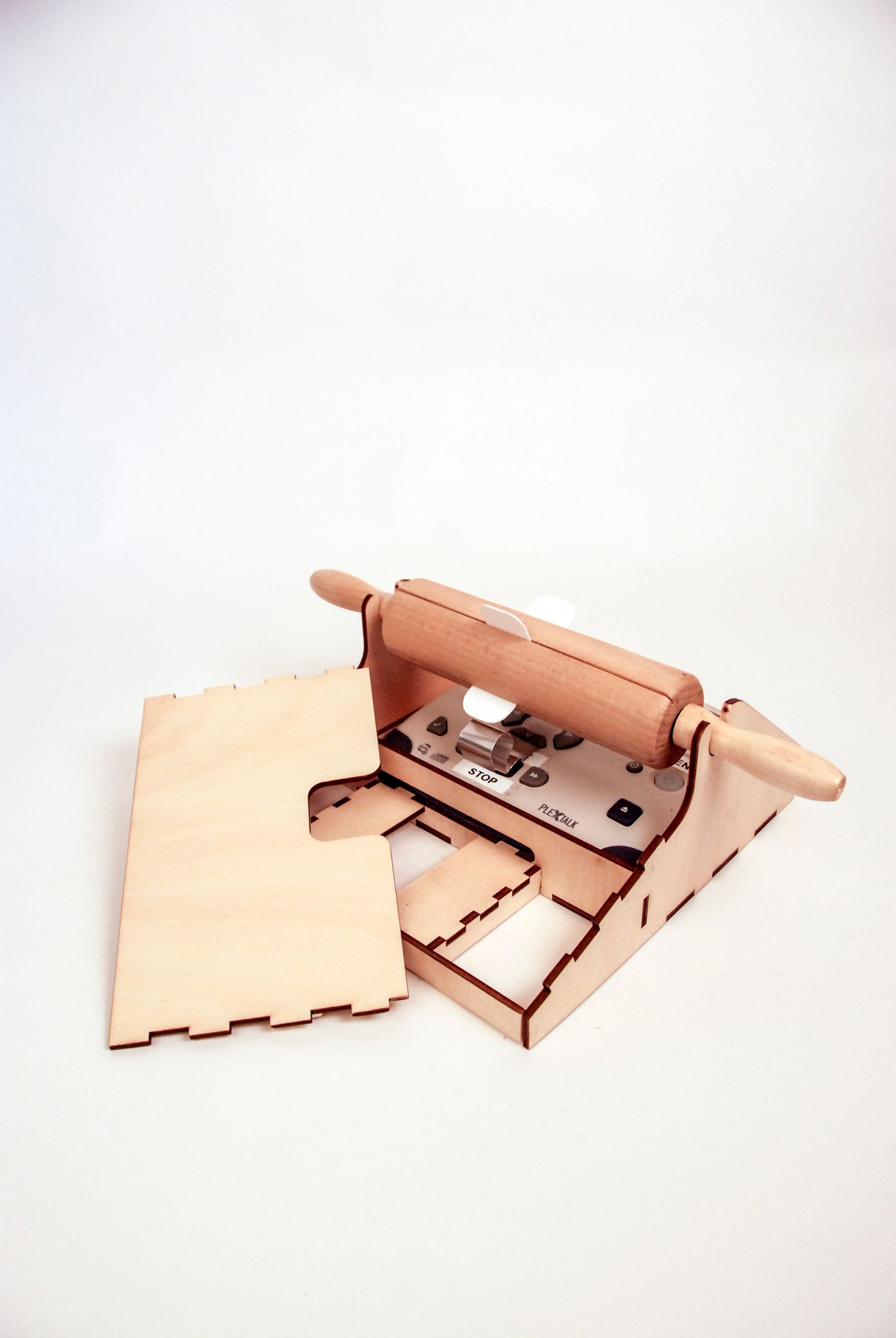 DAISY Reader Aid - Design for [every]one : 7 Steps - Instructables