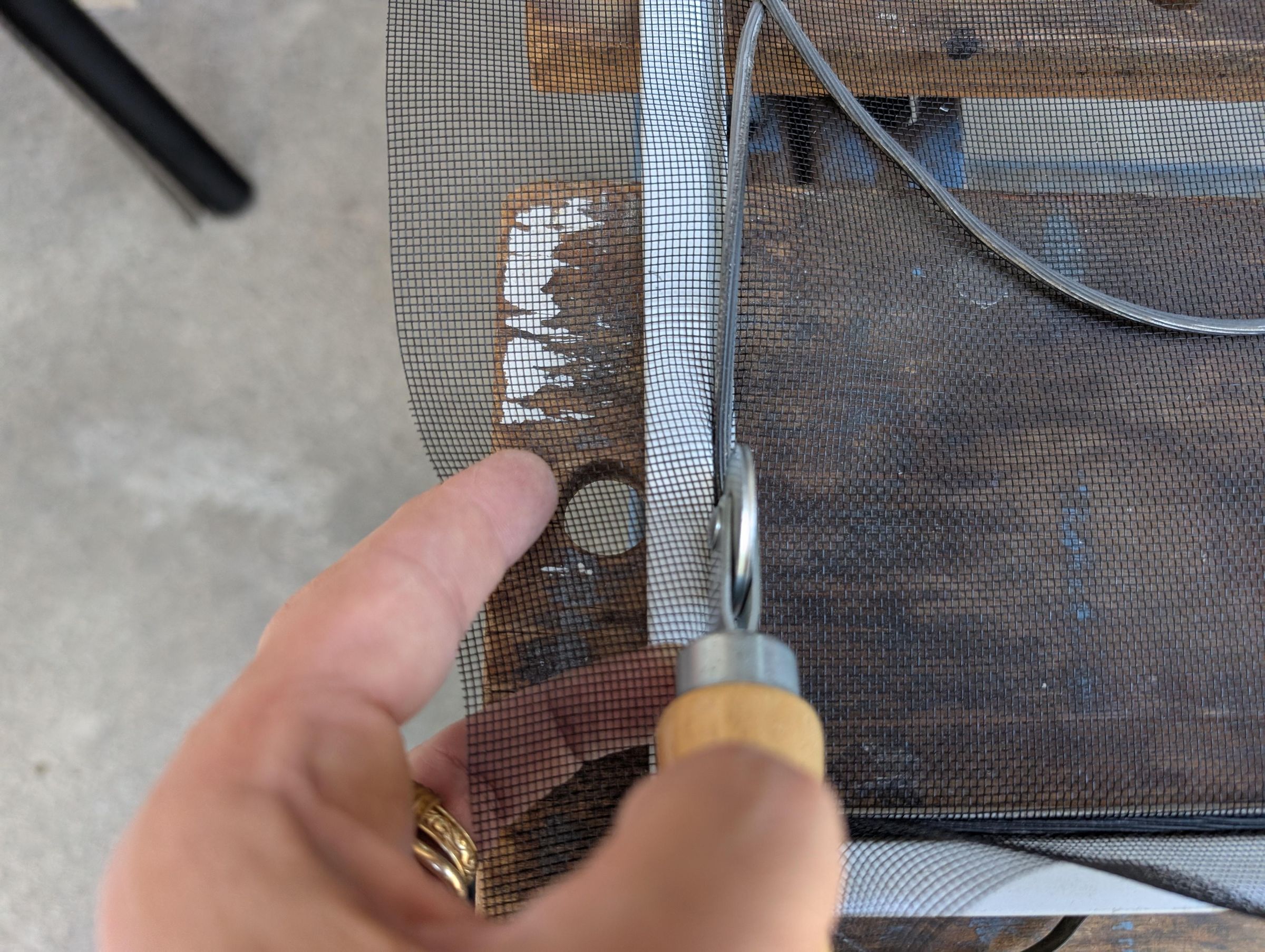 DIY Screen Repair: Easy Fix That Saves You Serious Cash : 6 Steps (with ...