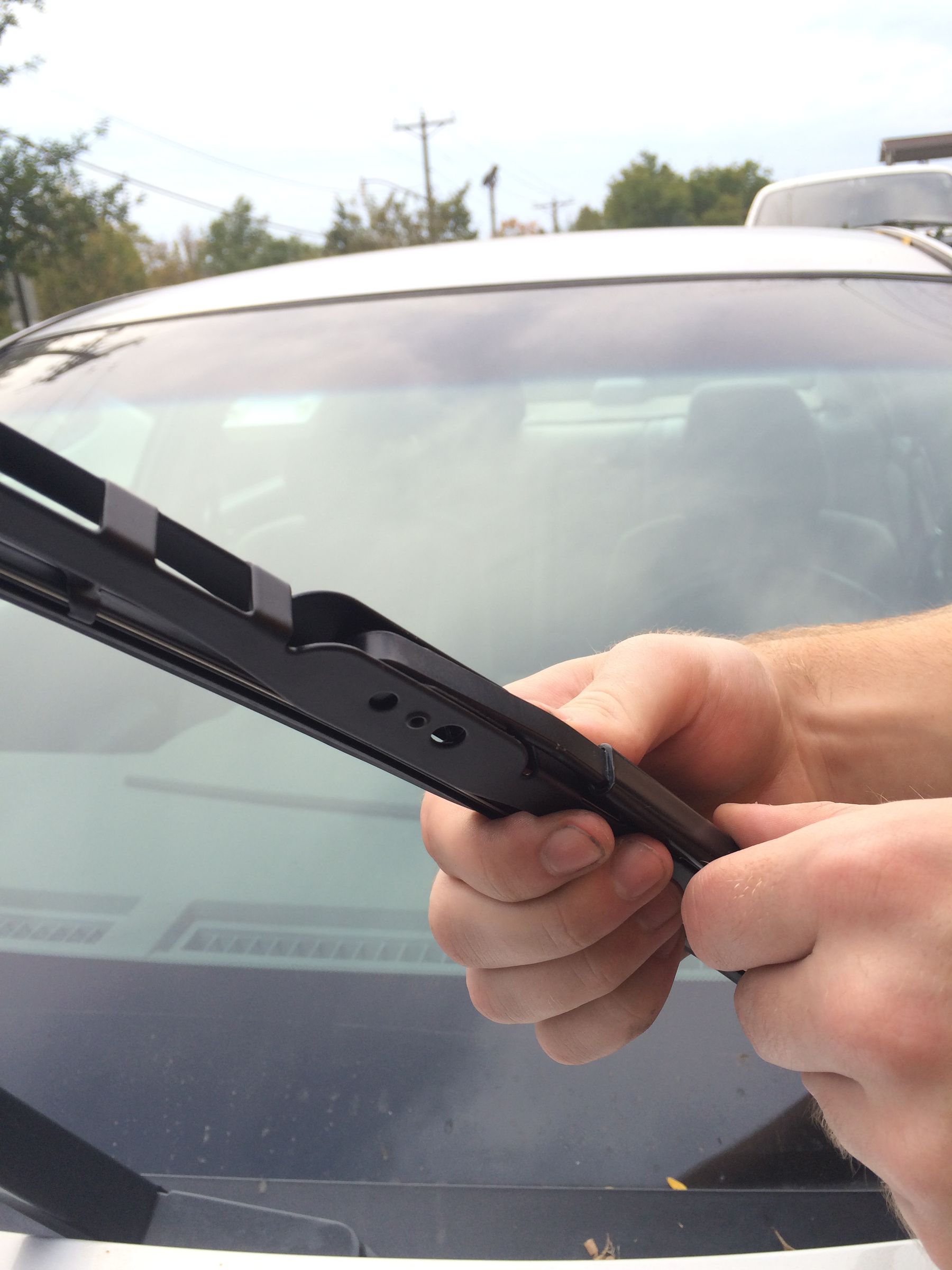 Changing Windshield Wipers : 15 Steps - Instructables