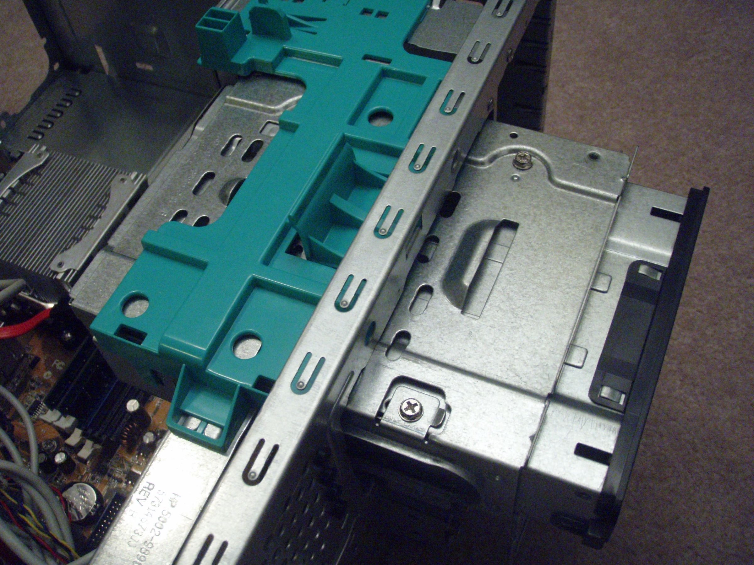 How to Disassemble a Computer : 16 Steps (with Pictures) - Instructables
