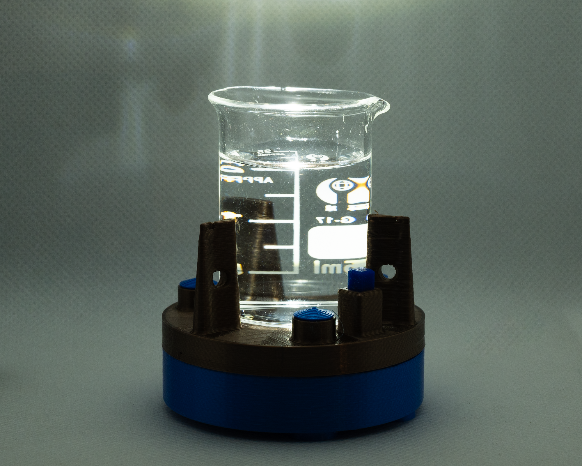 Beaker Stand With Built-In Illumination : 3 Steps (with Pictures ...