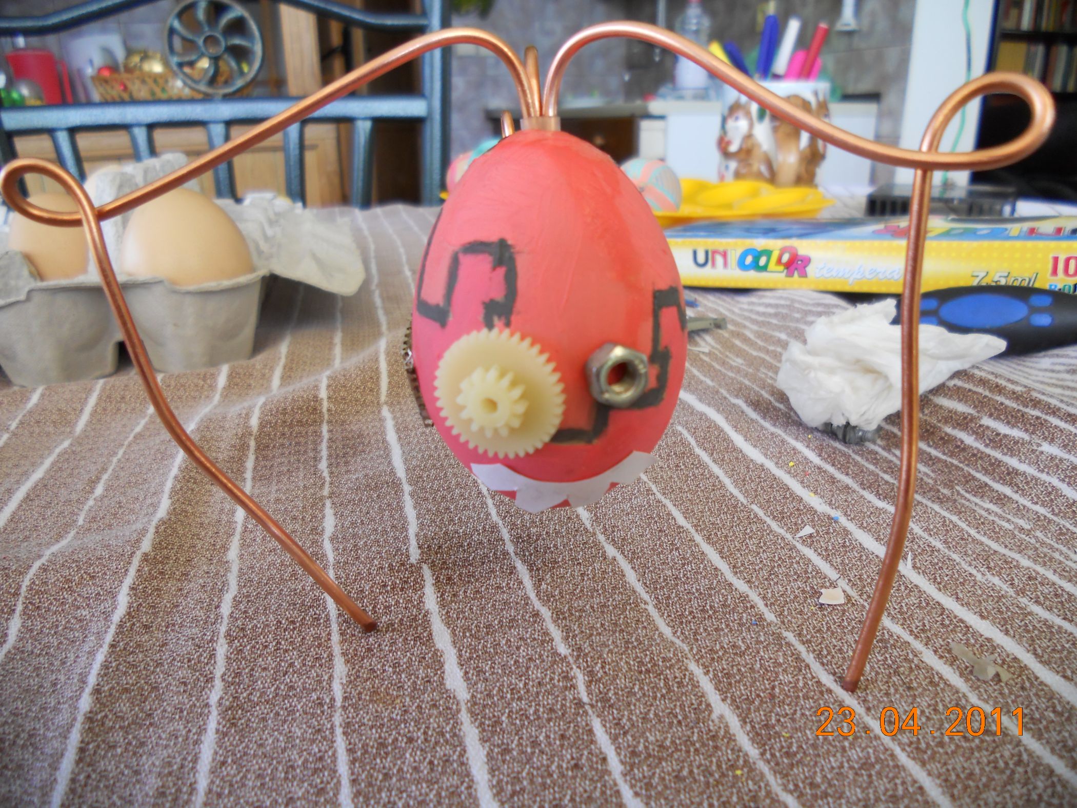 Threel-EGG-ed. : 5 Steps - Instructables