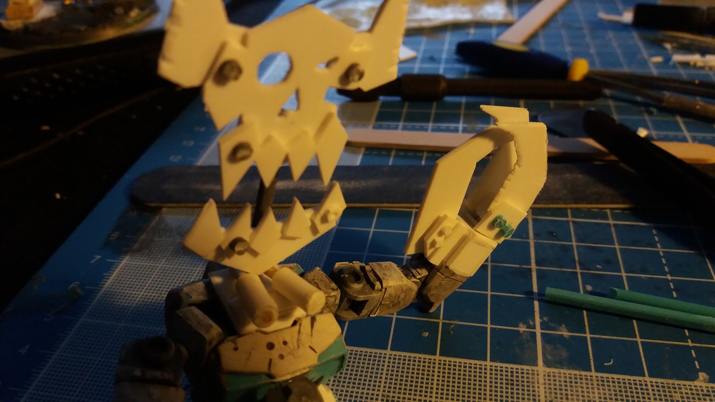 Ork Warhammer 40k Gundam Conversion : 38 Steps - Instructables