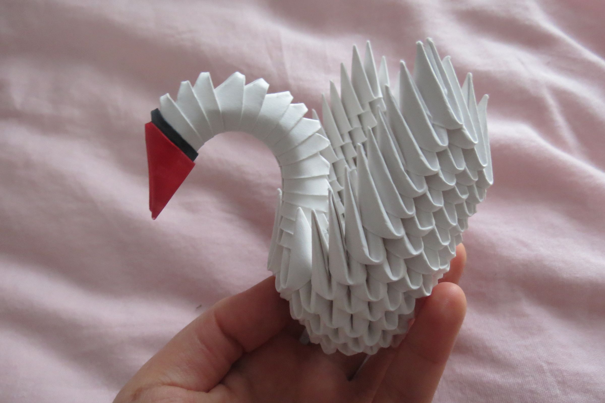 Modular Origami | Mini Winged Swan | 181 Pieces : 8 Steps (with ...