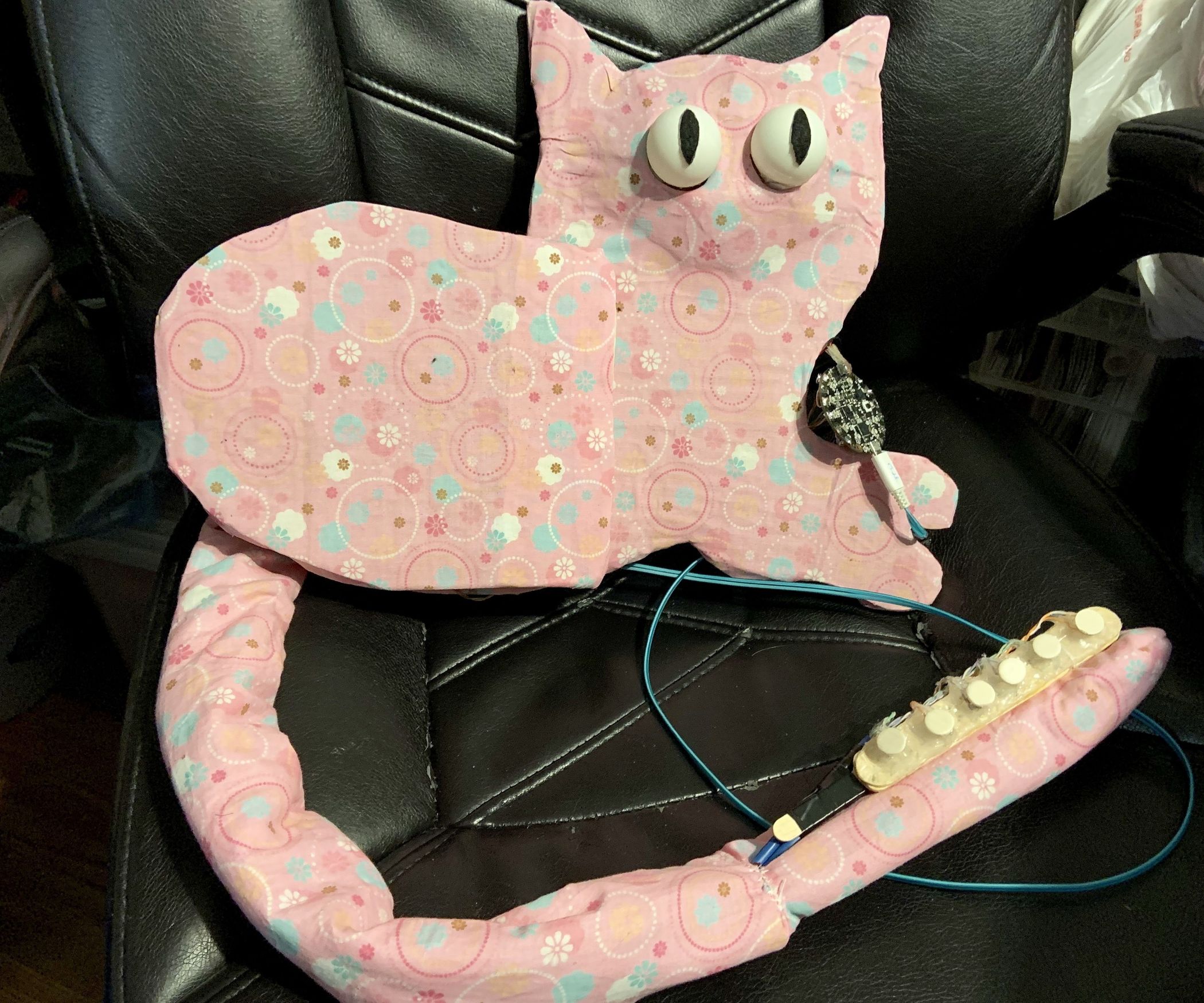 Cardboard Cat Bagpipes MIDI Controller : 4 Steps (with Pictures ...