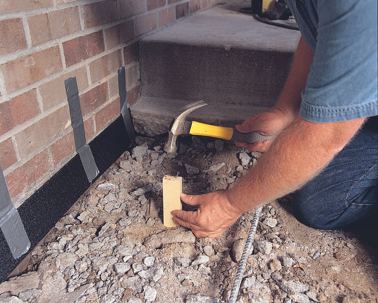 Install a Concrete Front Walk : 4 Steps - Instructables