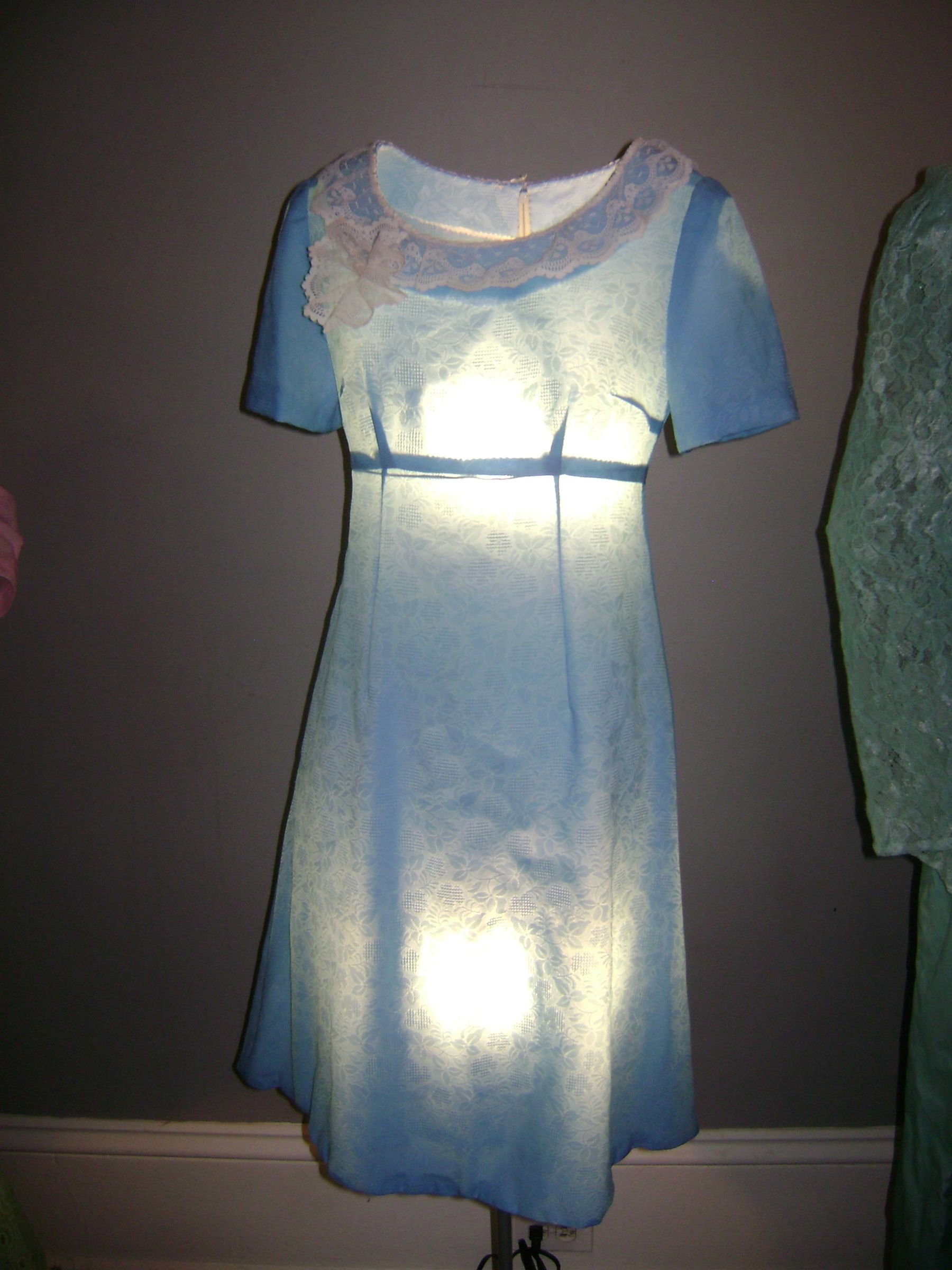 Vintage Clothing Lamps : 5 Steps (with Pictures) - Instructables