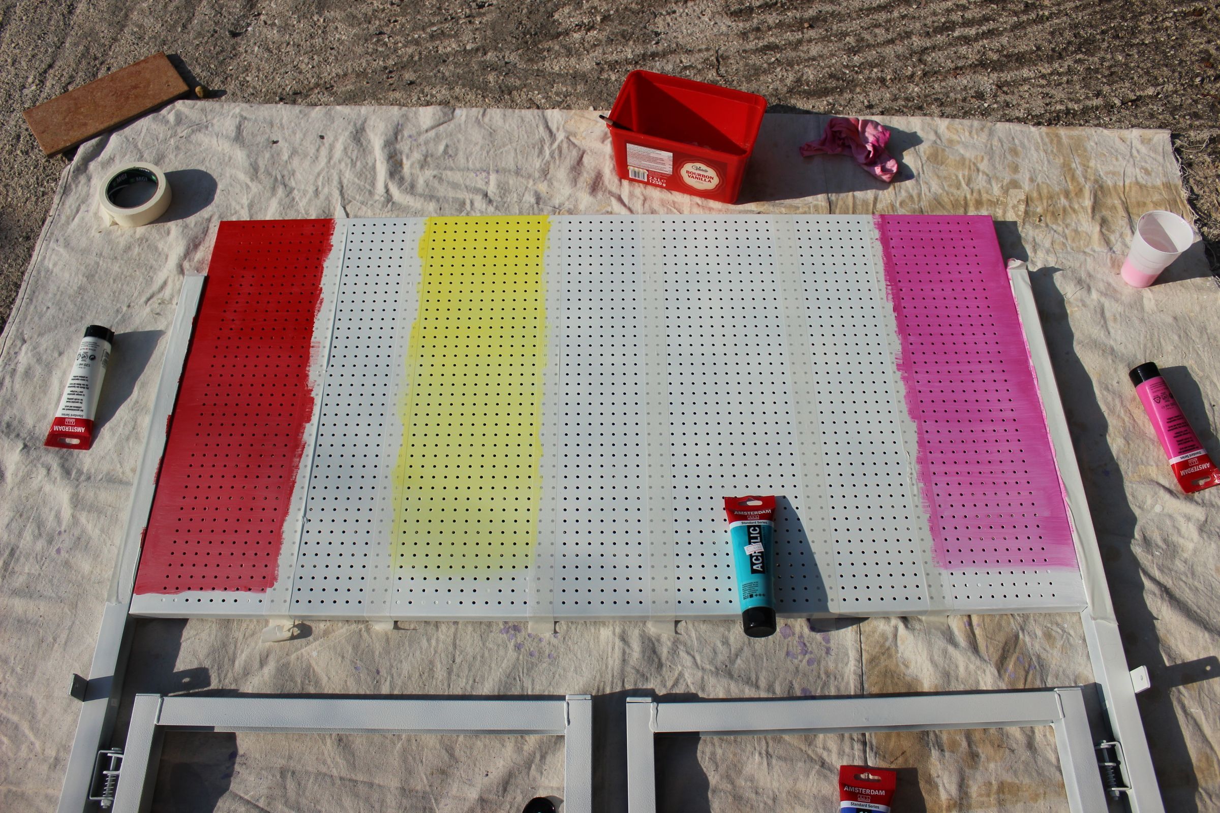 Painted Ombre Pegboard : 4 Steps (with Pictures) - Instructables