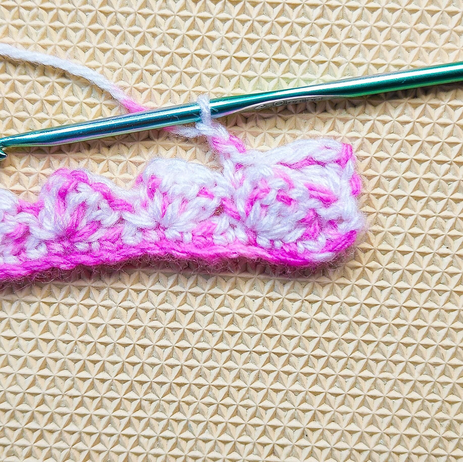 Easiest One Row Repeat Crochet Scarf Pattern : 6 Steps (with Pictures ...