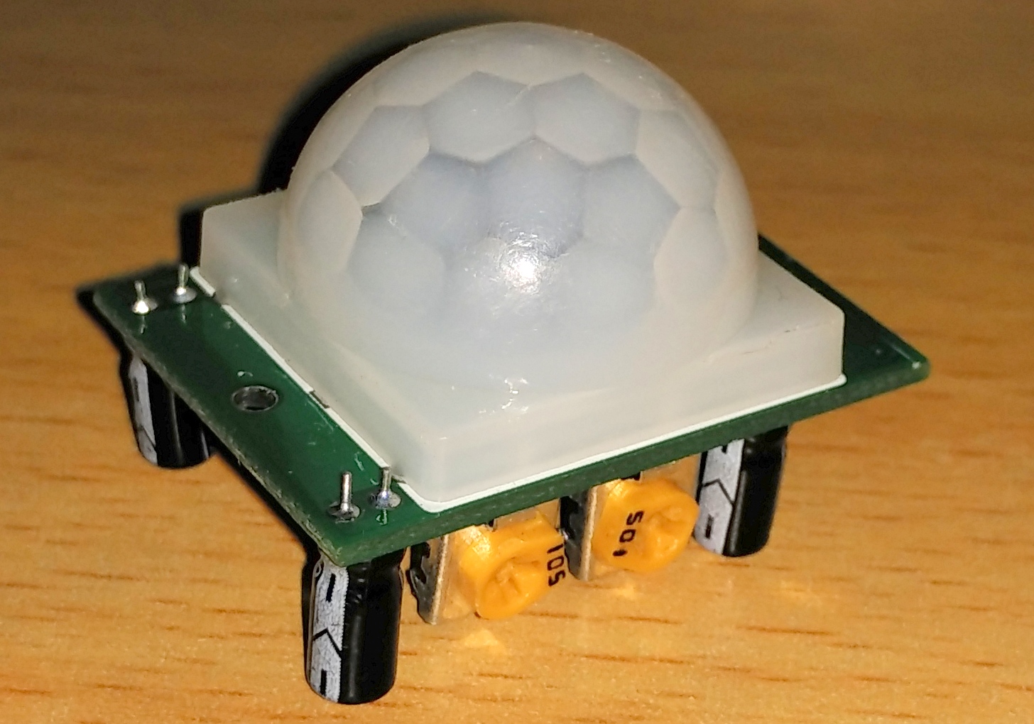 Garage Light Control Using PIR and LinkIt One Board : 3 Steps ...