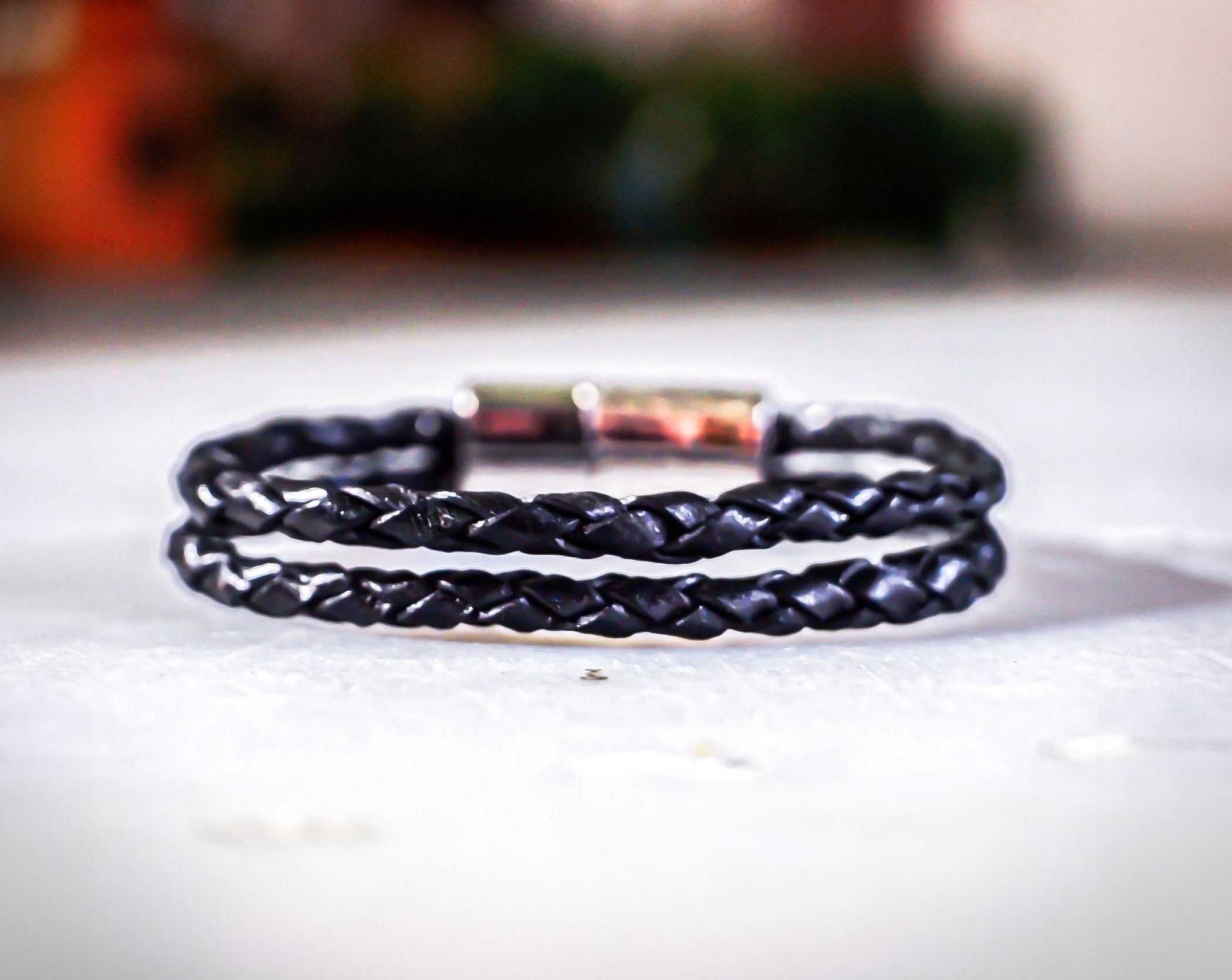 Double Round Braided Leather Bracelet : 11 Steps (with Pictures ...