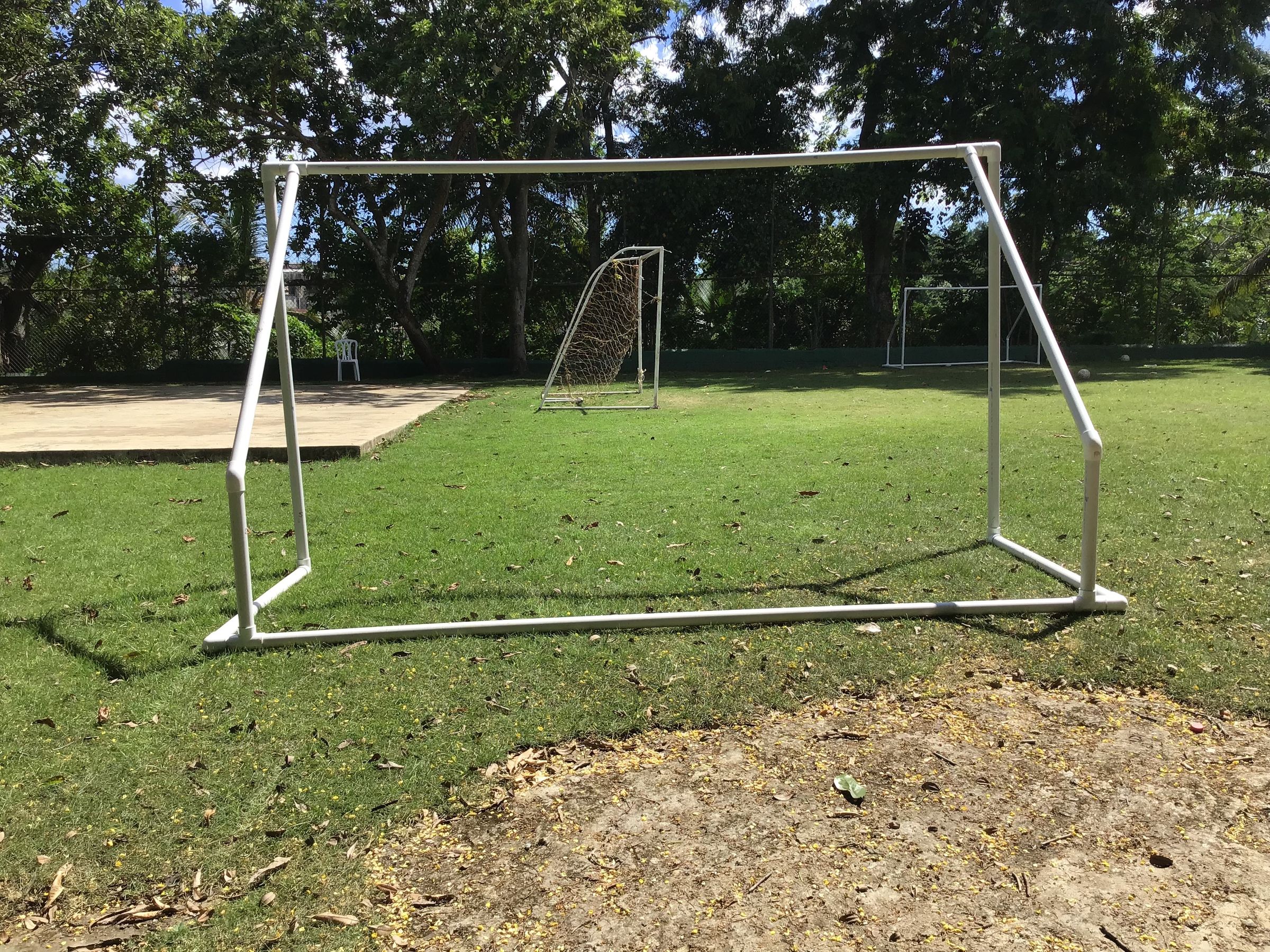 DIY Soccer Goal : 4 Steps - Instructables
