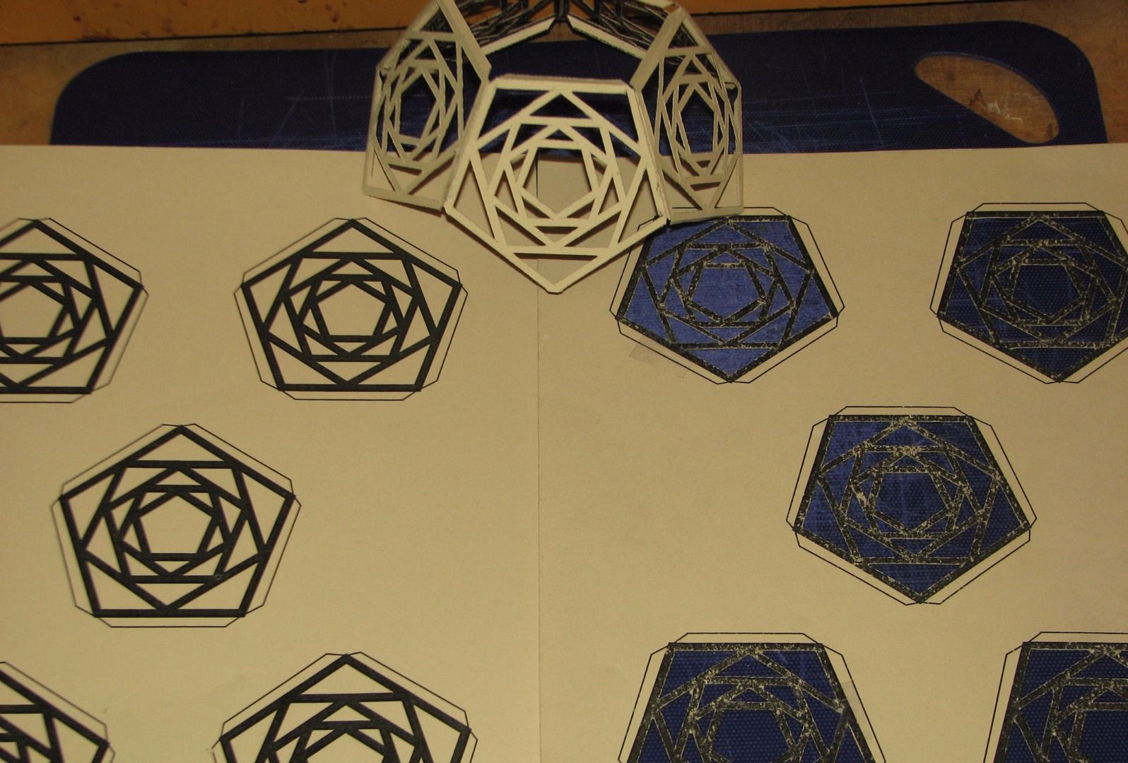 Tea Lanterns Using Inkscape / Pepakura : 14 Steps - Instructables