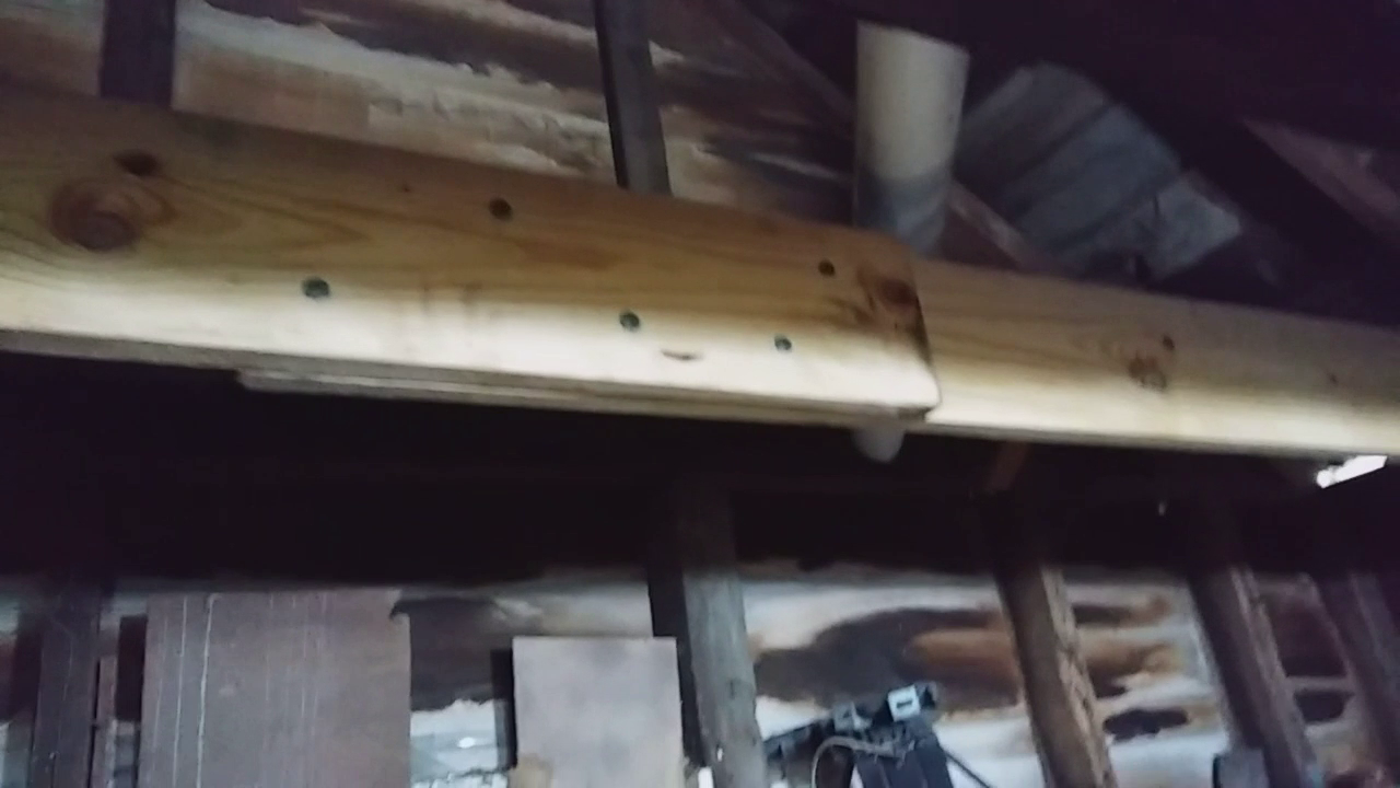 How to Replace Ceiling Joists : 5 Steps (with Pictures) - Instructables