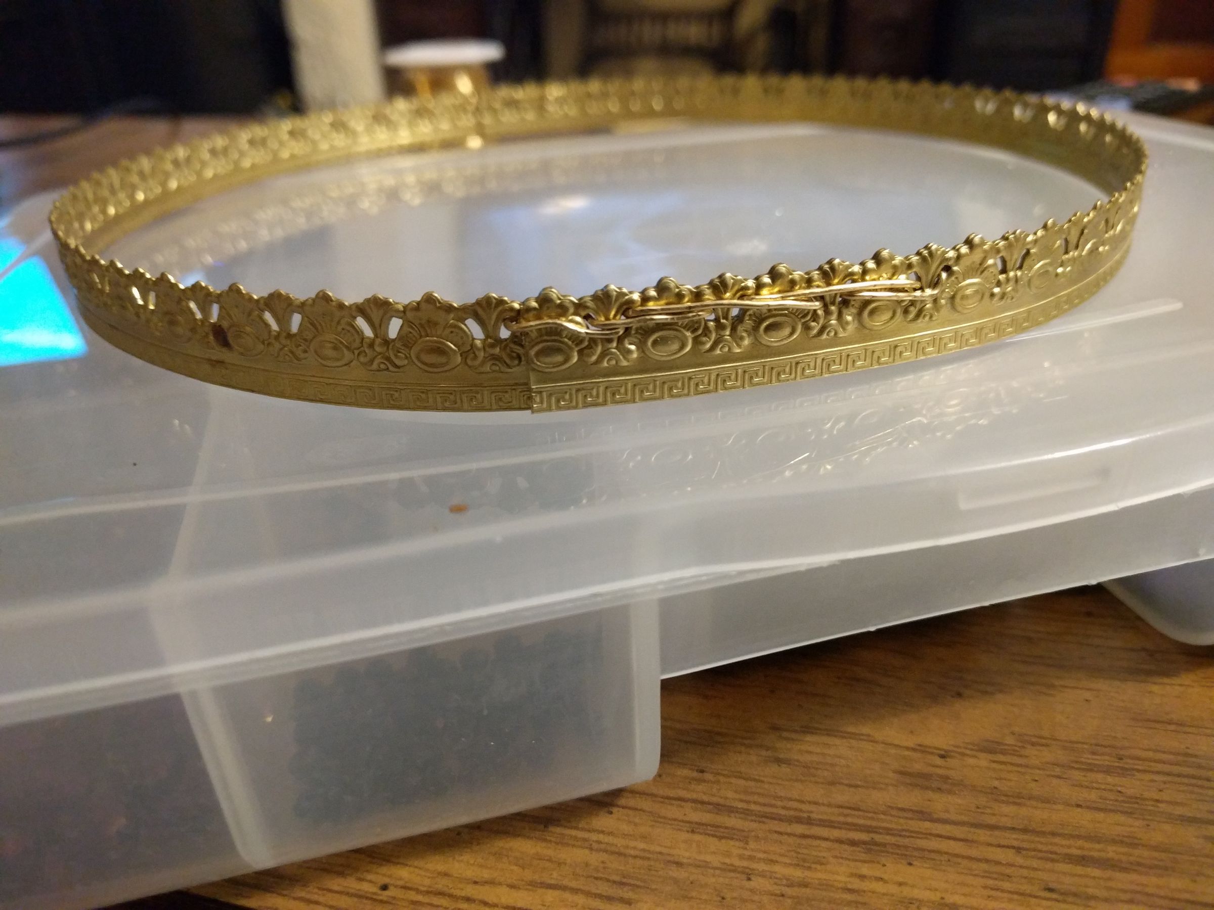 Beaded Crown for a Prince(ss) : 4 Steps (with Pictures) - Instructables