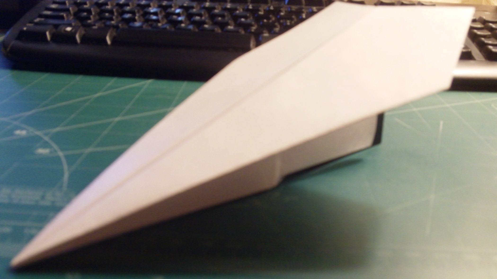How to Make the Destroyer Dart Paper Airplane : 8 Steps - Instructables