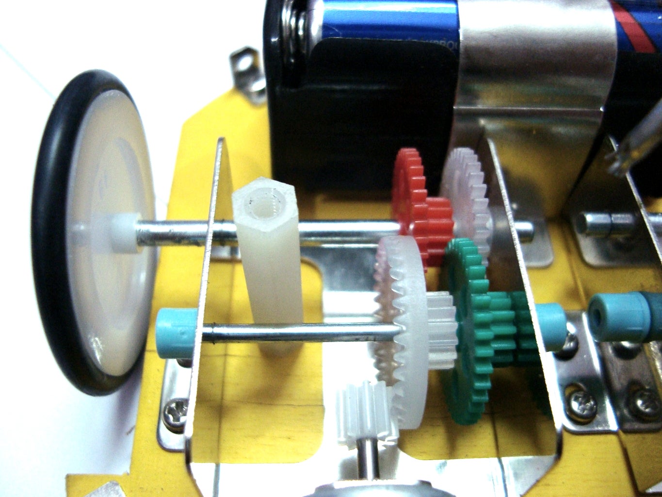Obstacle Avoiding Robot 6 Steps Instructables