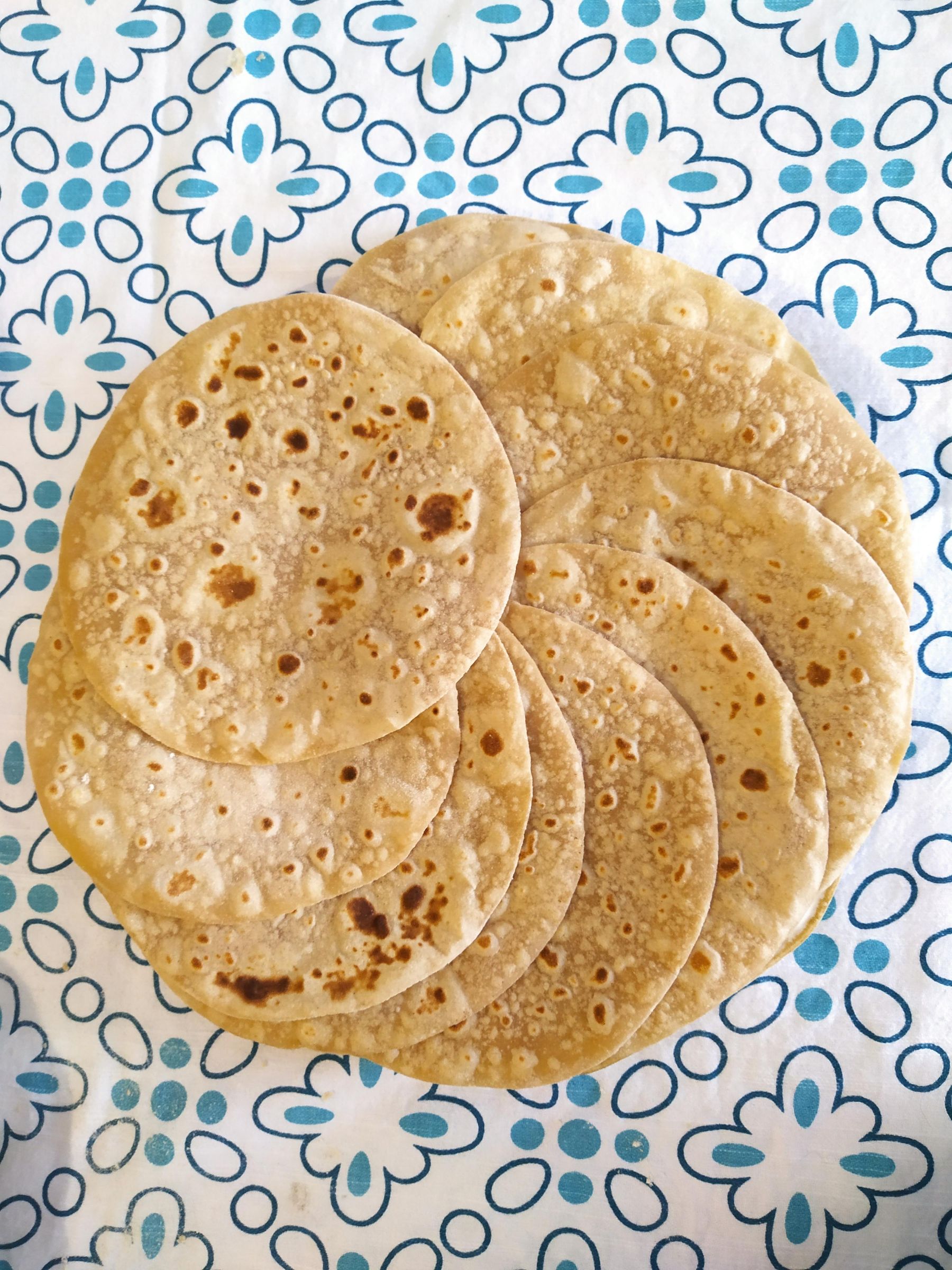 Sukka Roti a Traditional Asian Flat Bread and Mixed Vegetables. : 12 ...