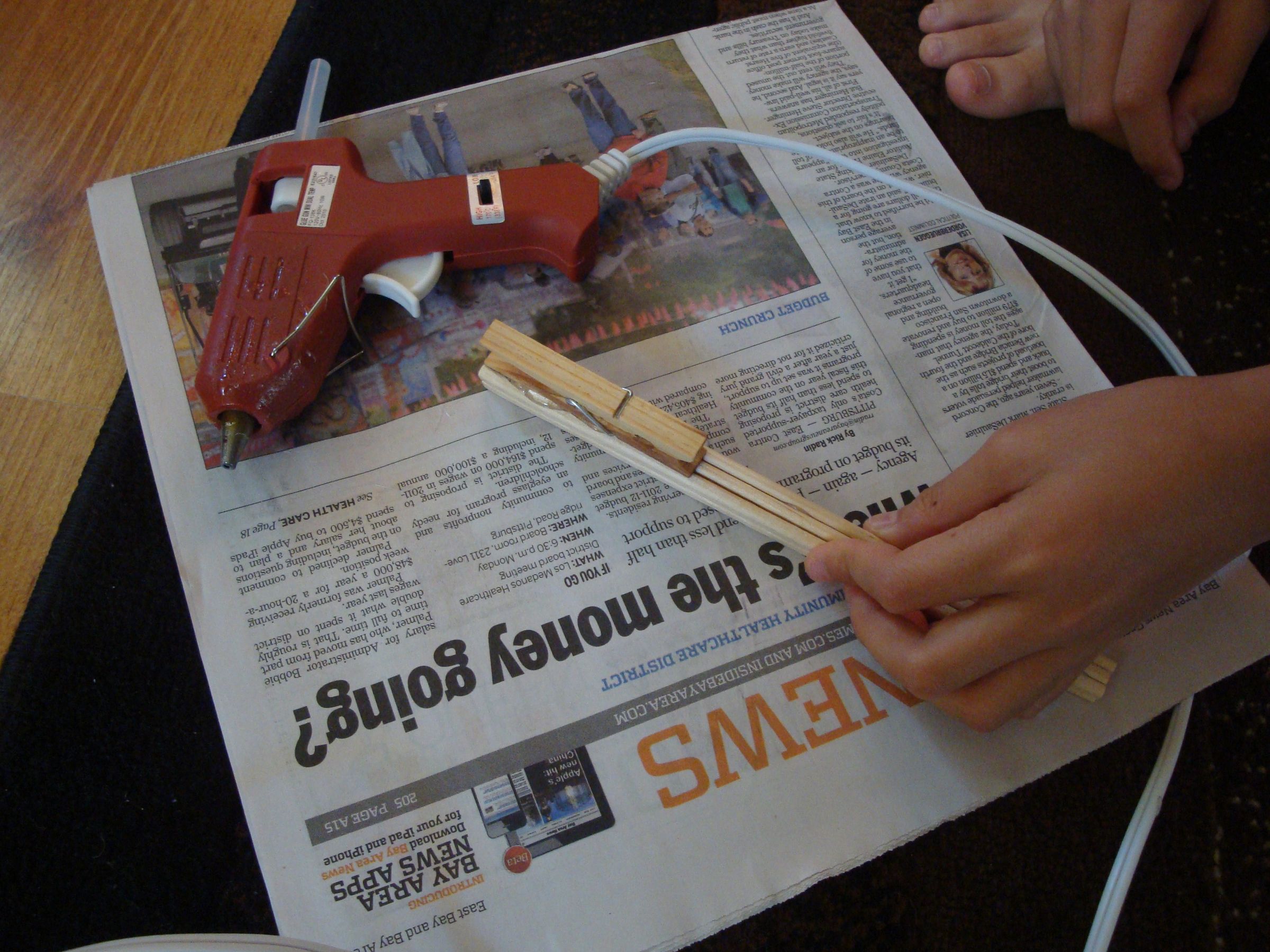 Super Simple Chopstick Rubber Band Gun : 4 Steps - Instructables