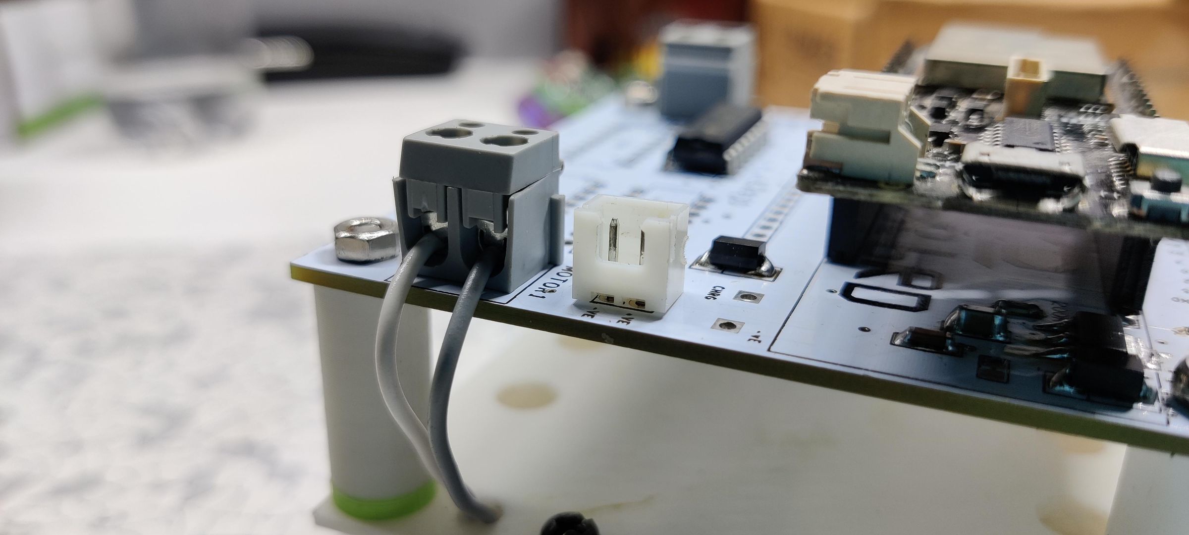 MicroBot V1 : 5 Steps (with Pictures) - Instructables