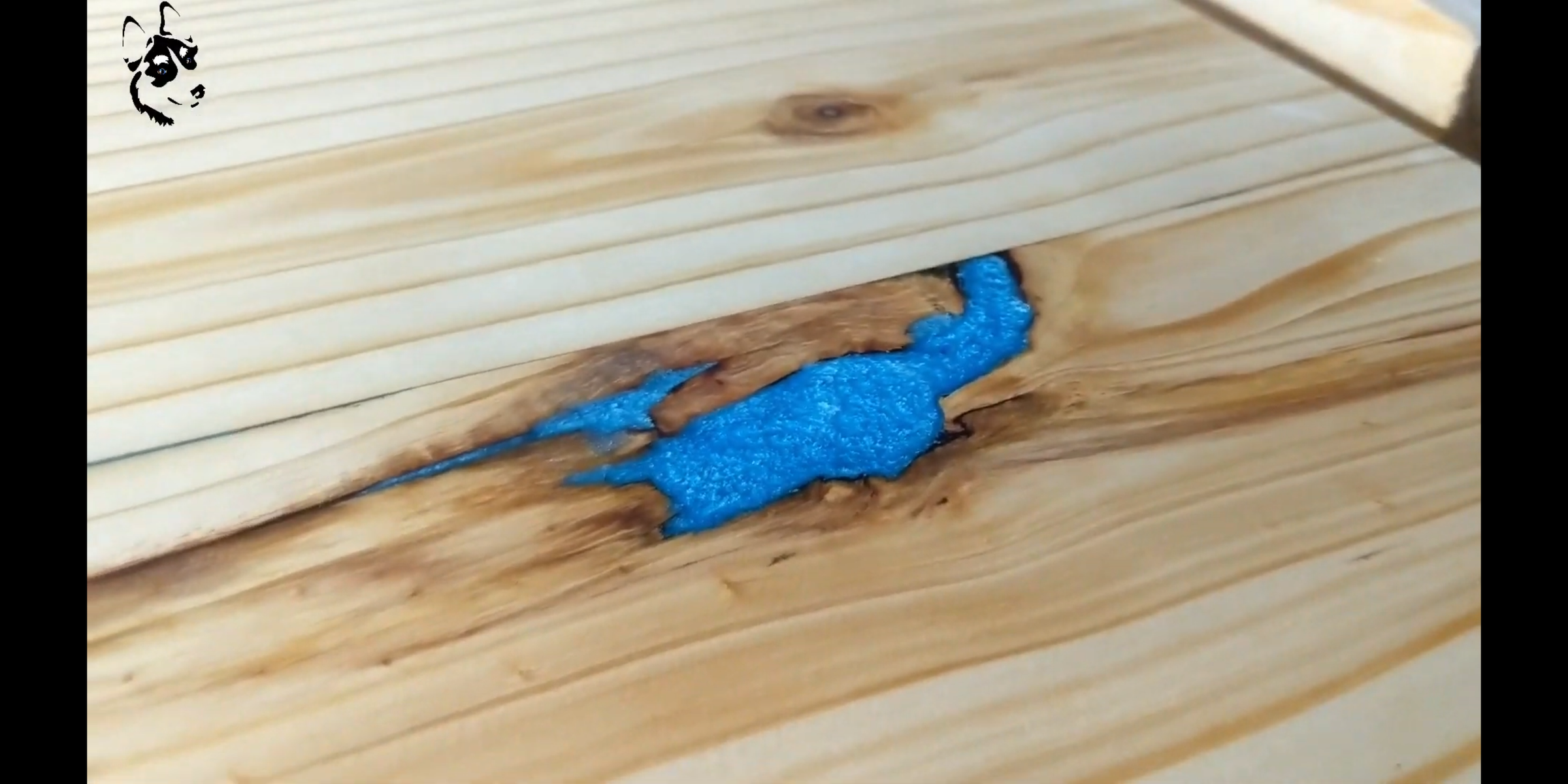 DIY Epoxy Wood Collectible Floating Shelves : 6 Steps - Instructables