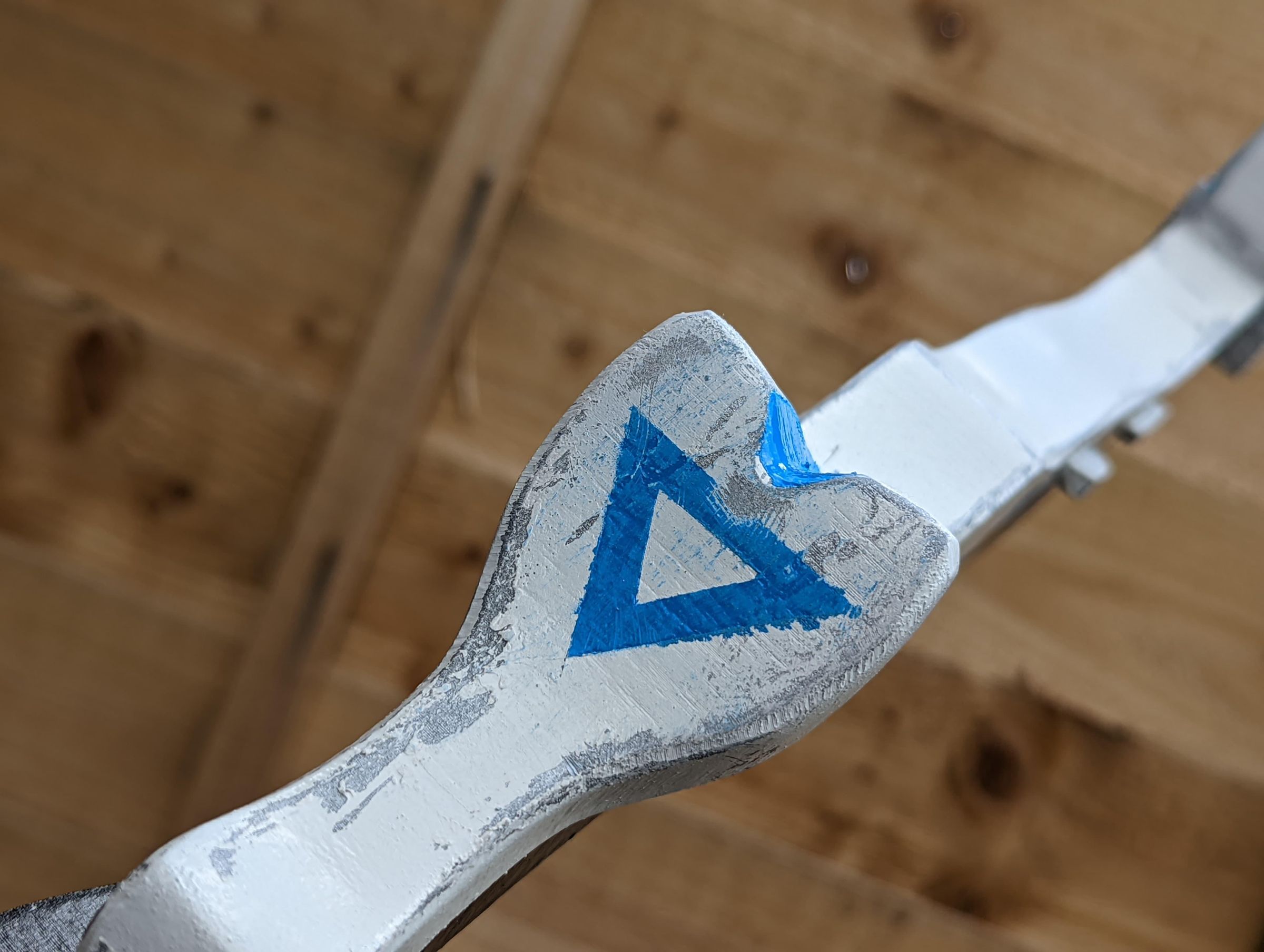 Realistic Weathering on Cosplay Props (Aloy's Bow From Horizon) : 7 ...
